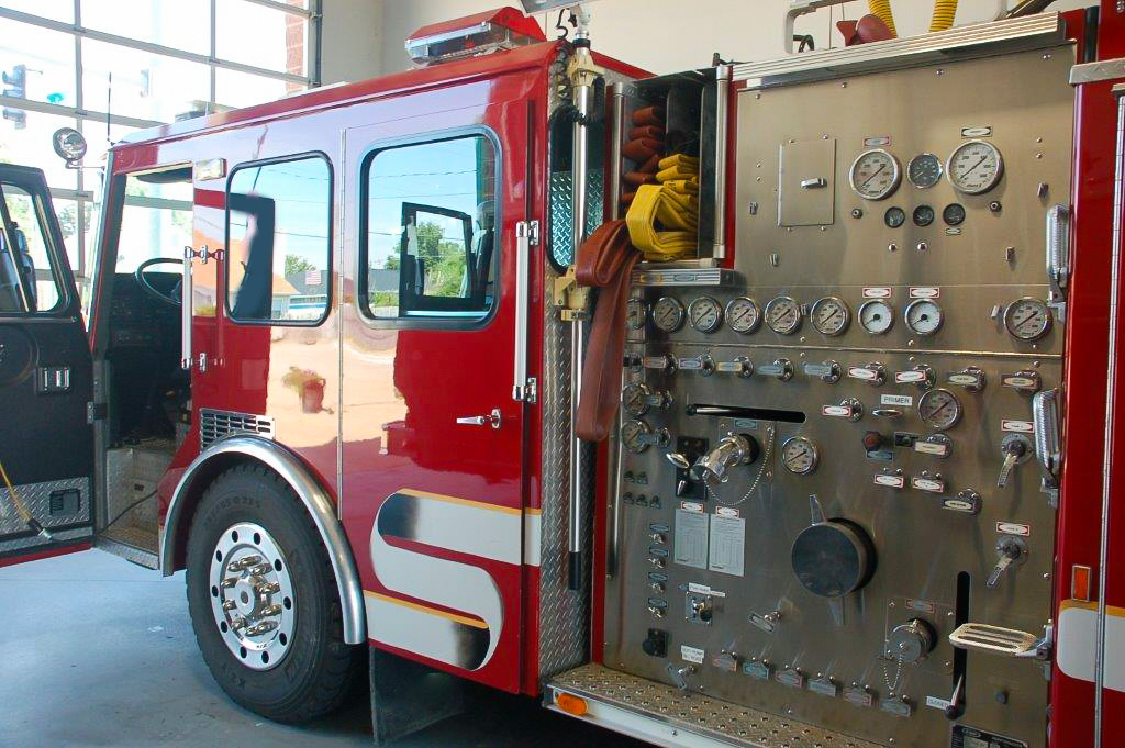 1996 E-One Cyclone Pumper | Used Truck Details