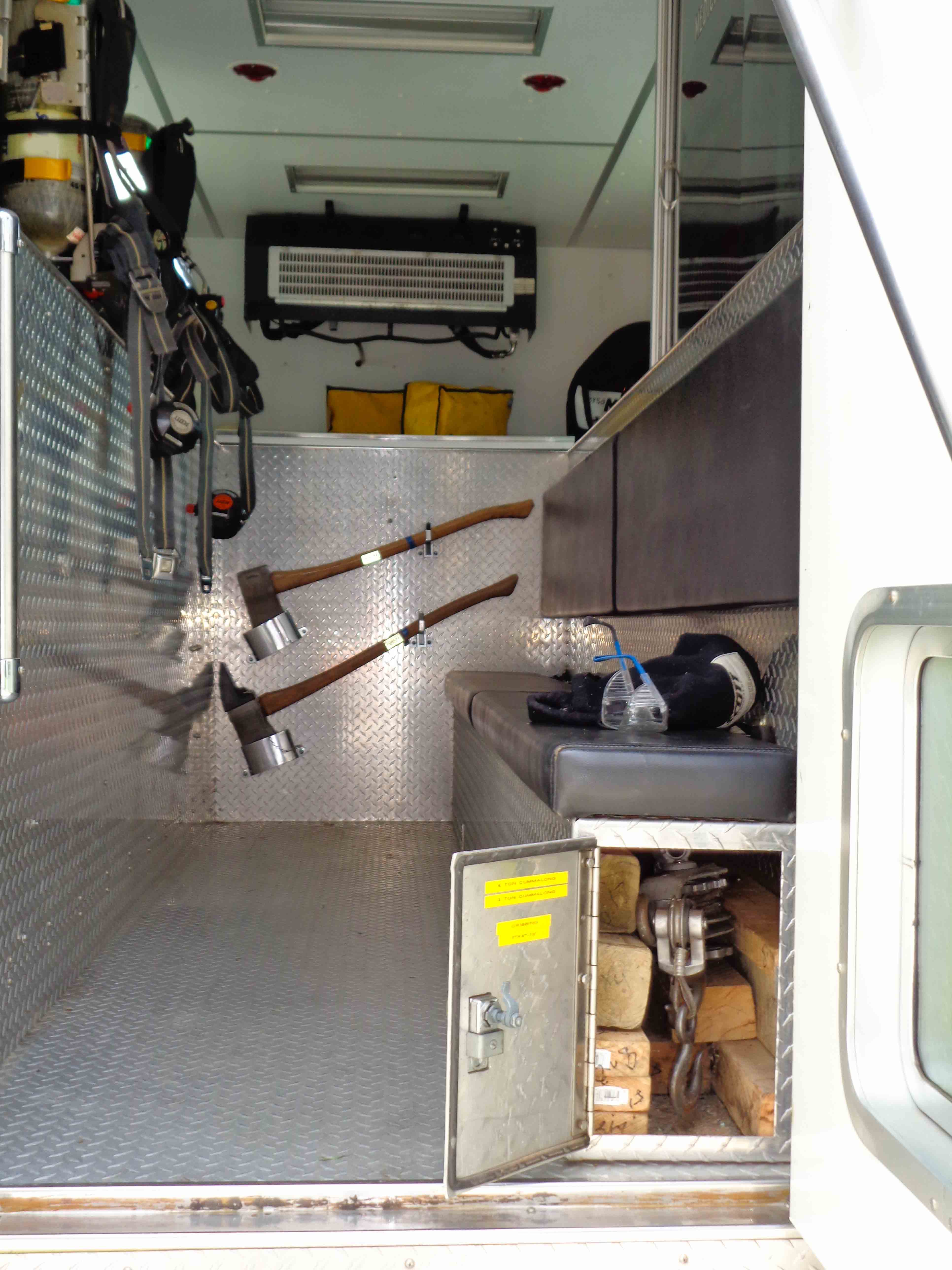 1990 Pierce Walk-In Rescue | Used Truck Details