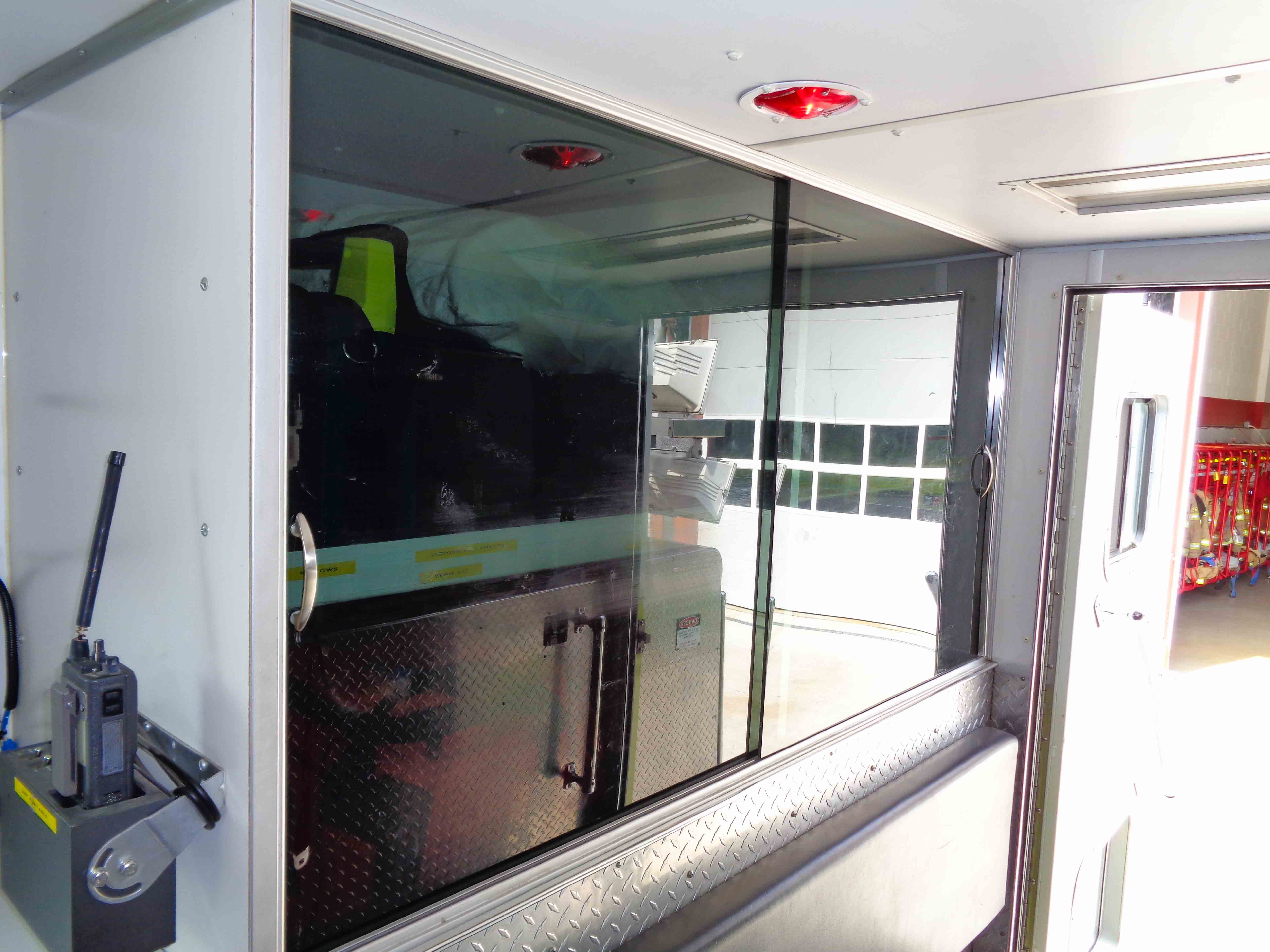 1990 Pierce Walk-In Rescue | Used Truck Details