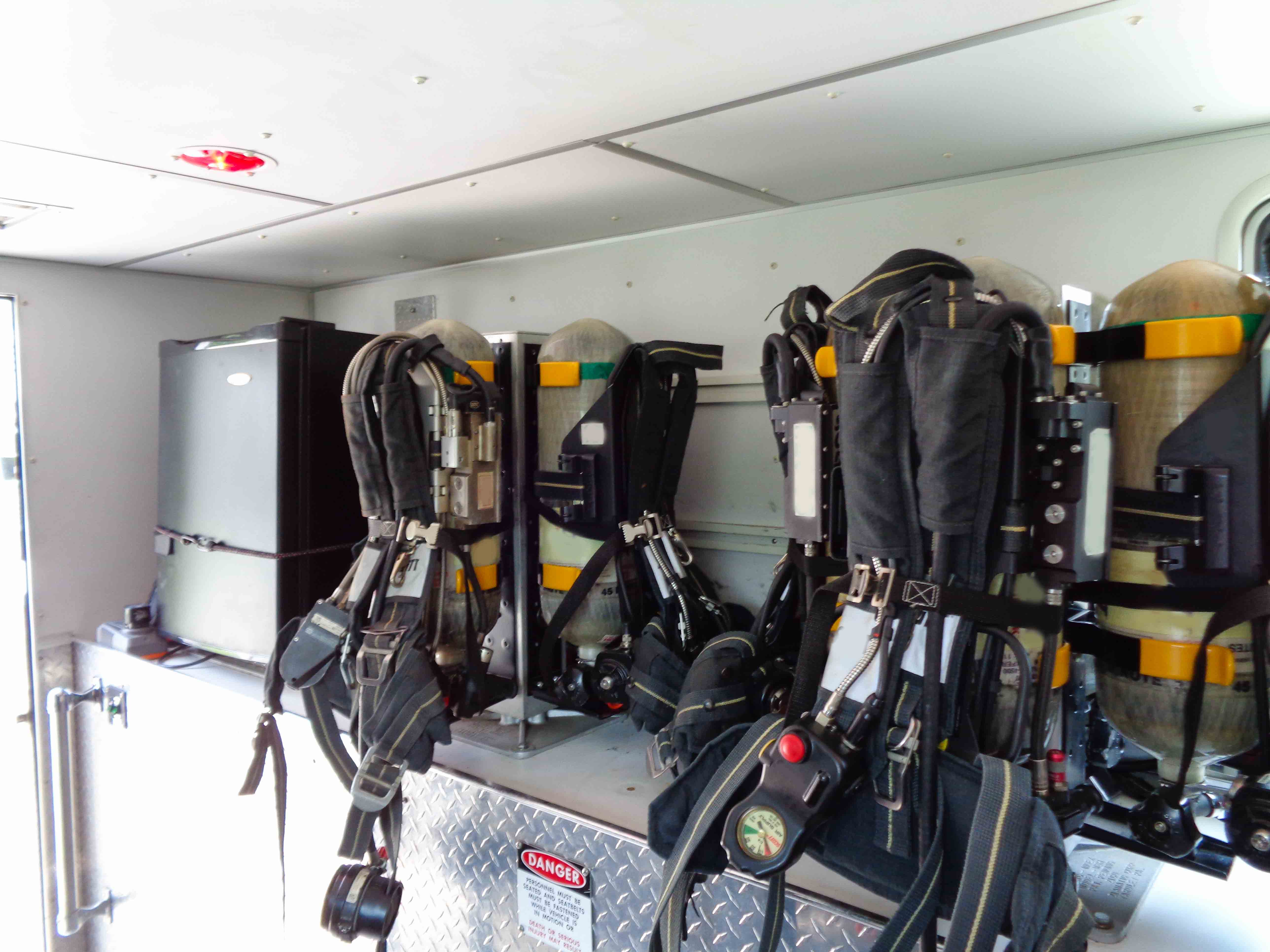 1990 Pierce Walk-In Rescue | Used Truck Details