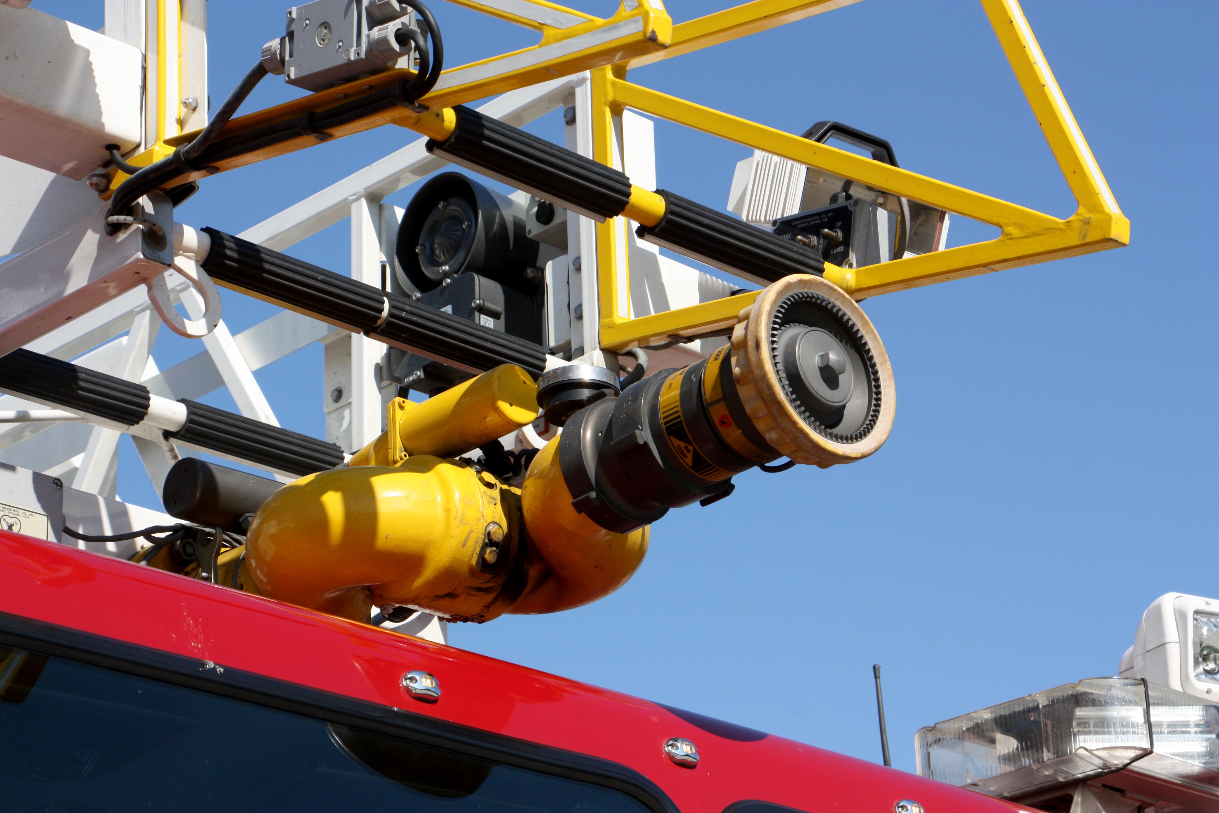 2009 Ferrara Igniter 77' Aerial | Used Truck Details