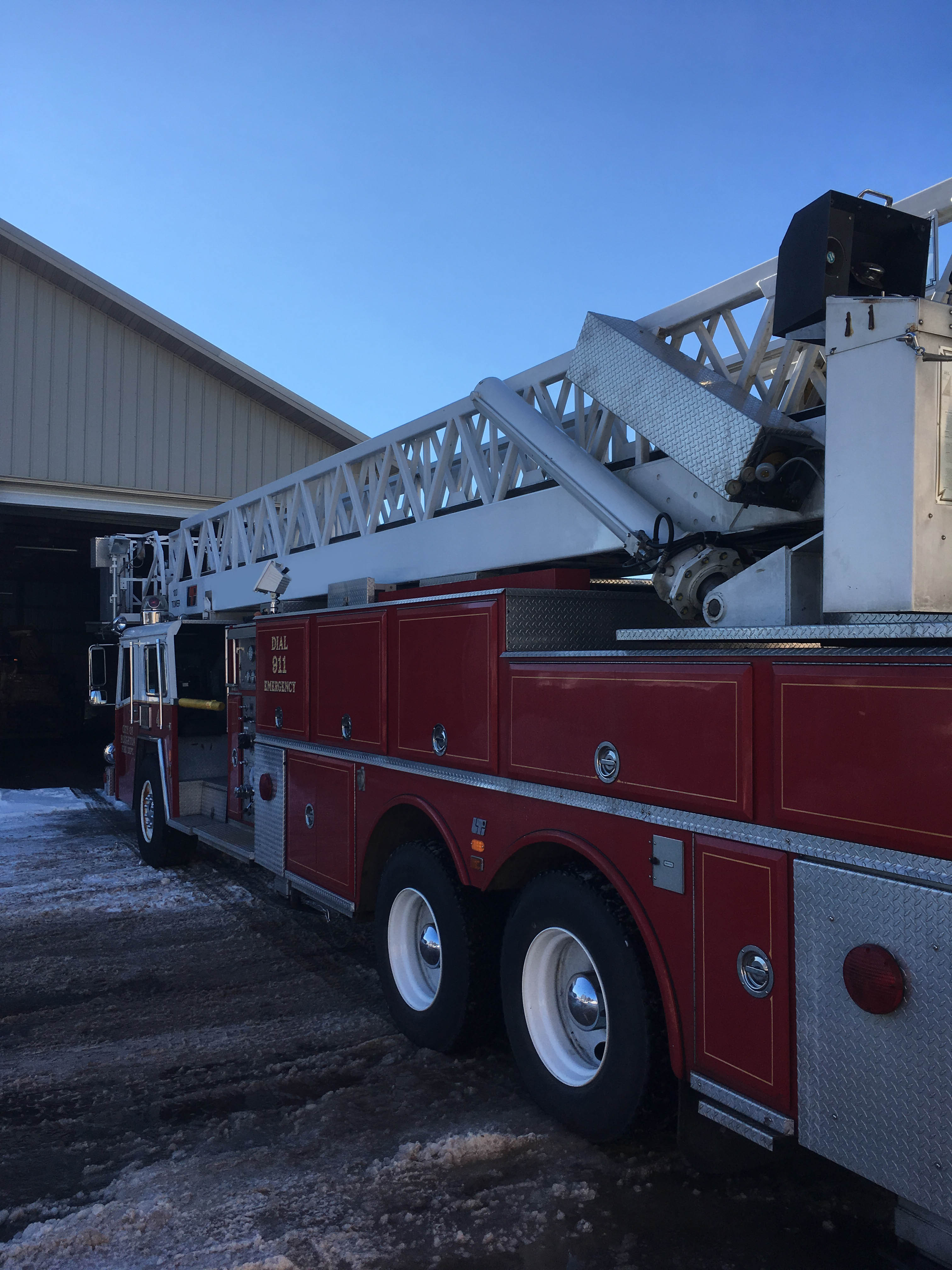 1986 LTI Simon Duplex 100' Aerial | Used Truck Details
