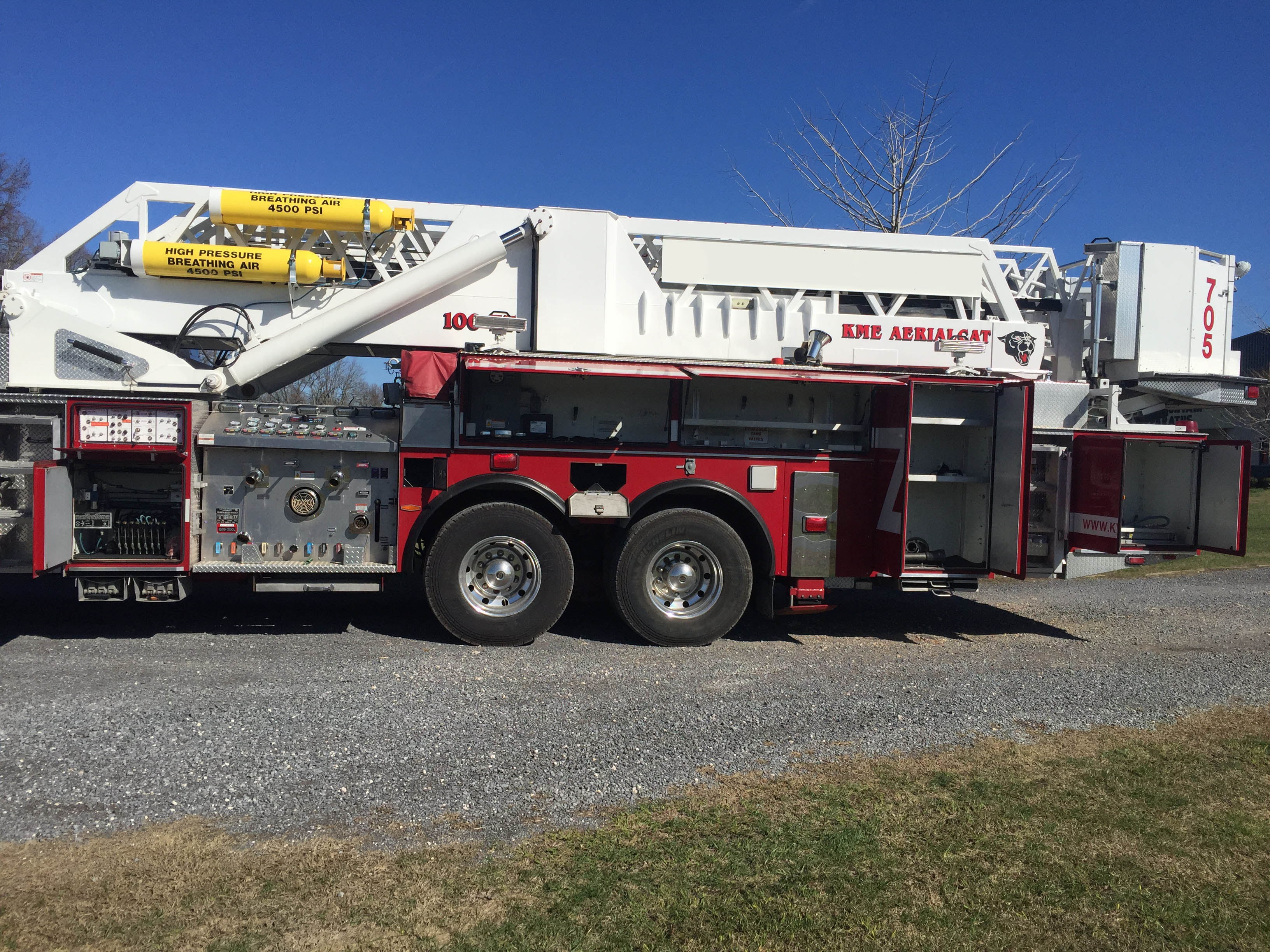 2009 KME Mid-Mount 100' Tower | Used Truck Details