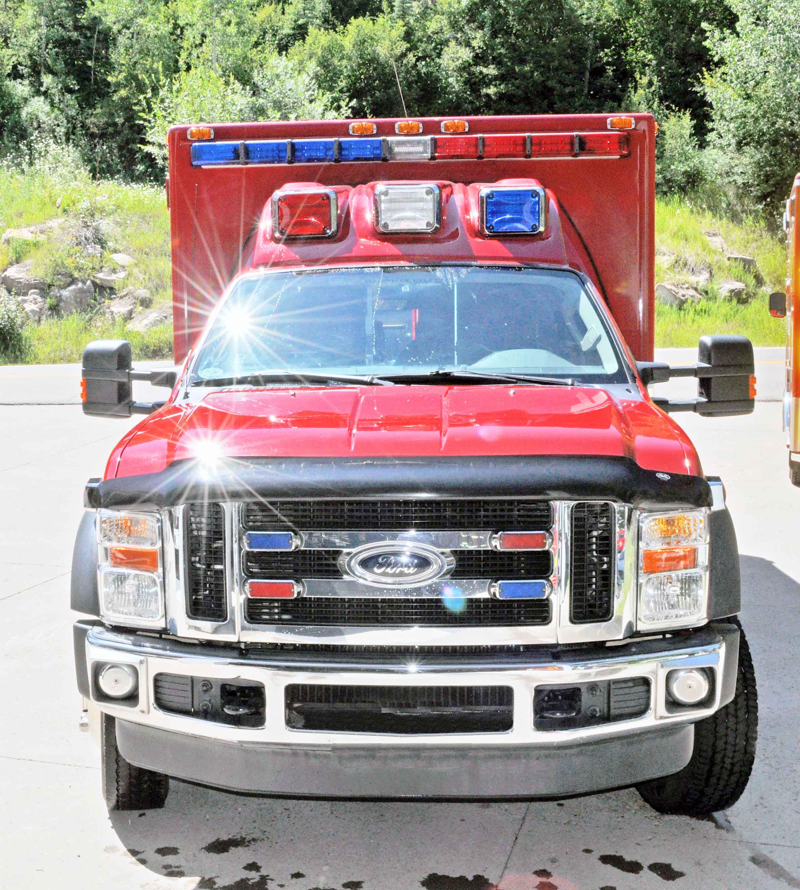 2010 Medtec Ford F-450 4X4 Ambulance | Used Truck Details