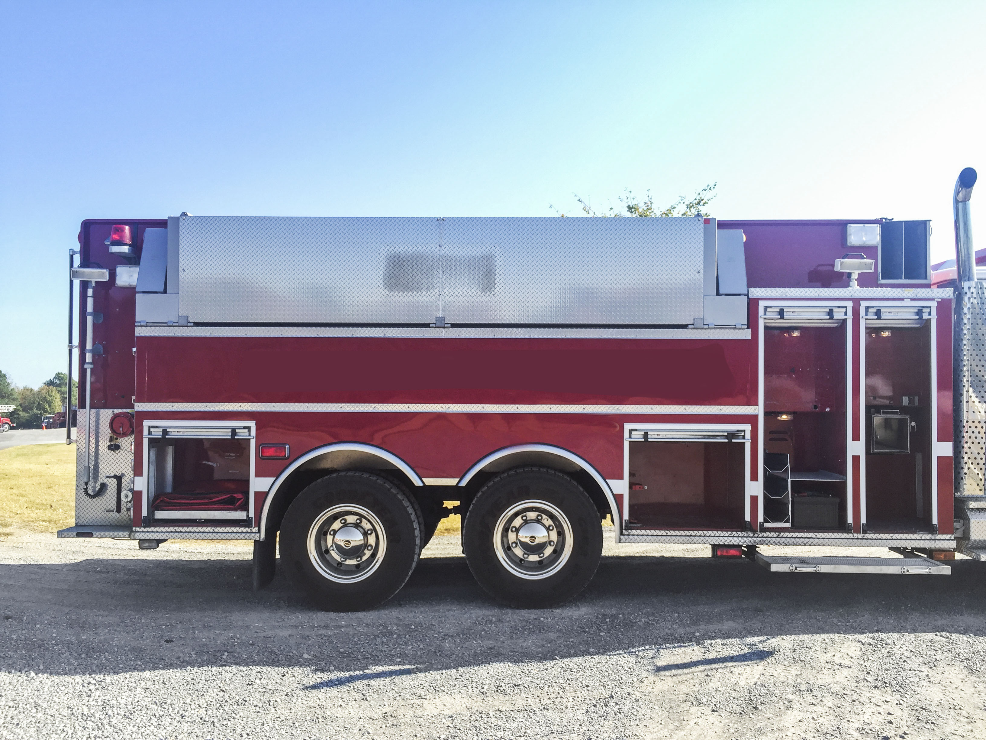 2001 KME International Commercial Pumper Tanker | Used Truck Details