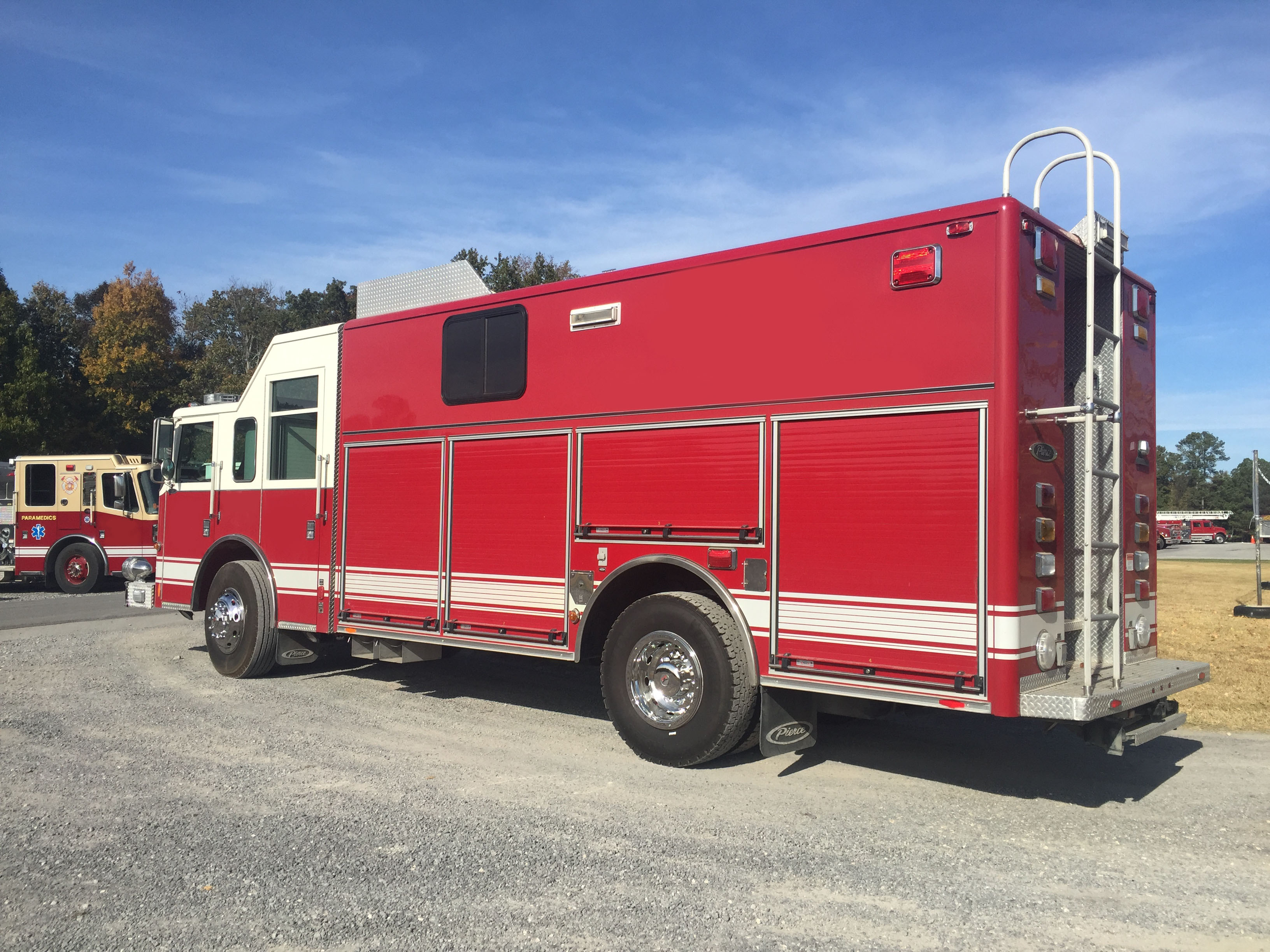 2007 Pierce Saber Custom Heavy Rescue | Used Truck Details