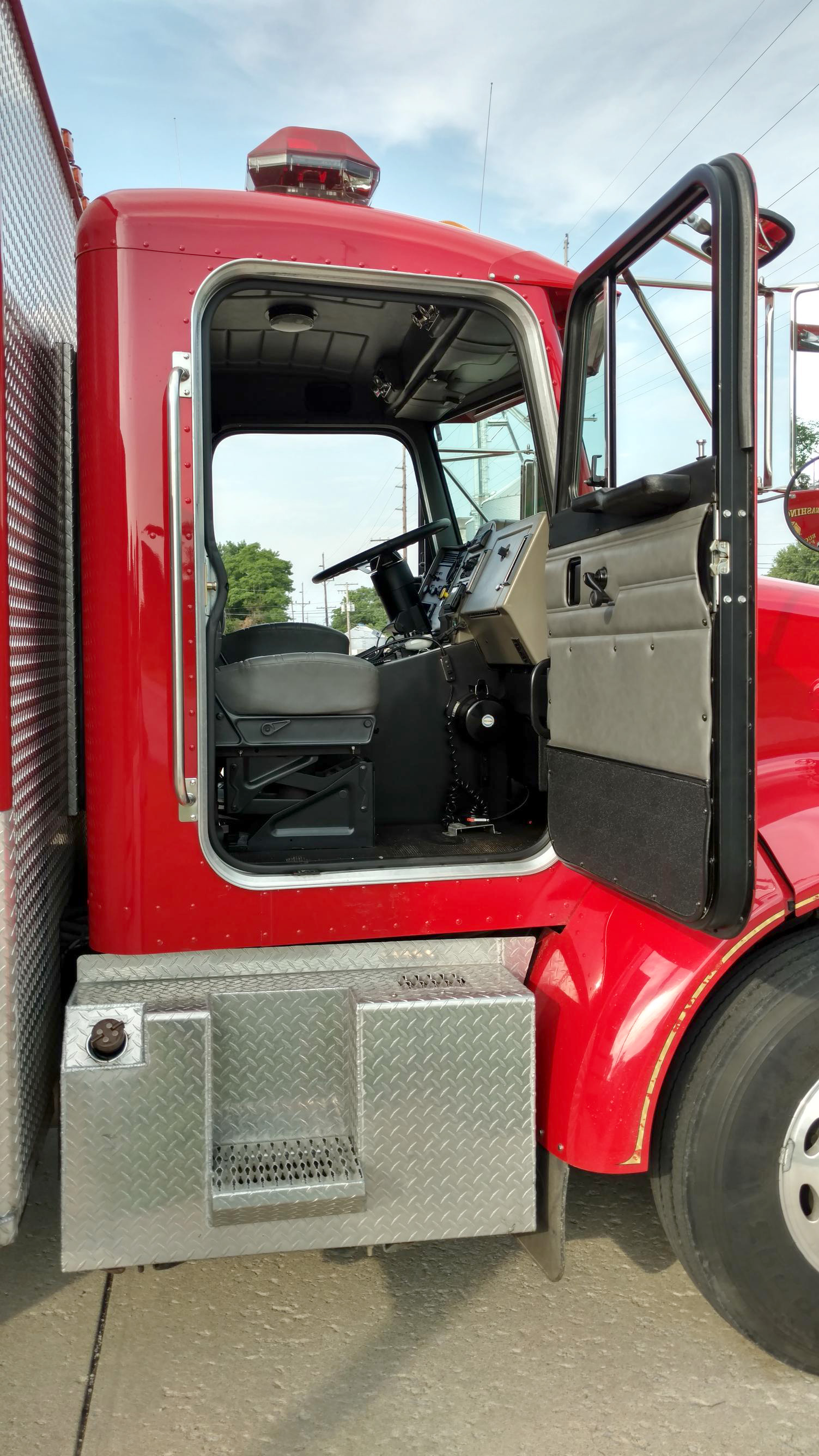 1998 American Fire Peterbilt Rescue | Used Truck Details
