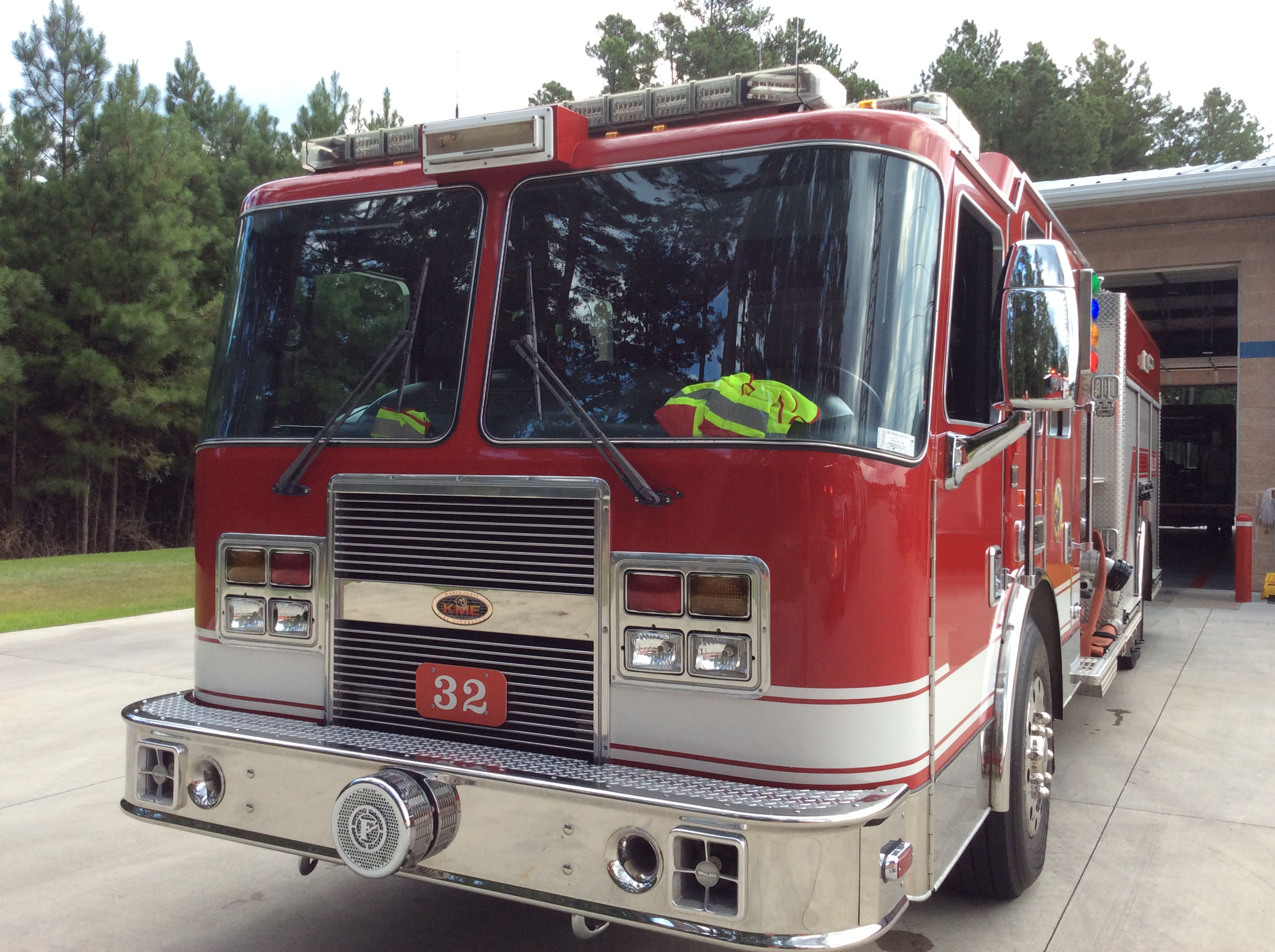 2004 KME Predator Pumper | Used Truck Details