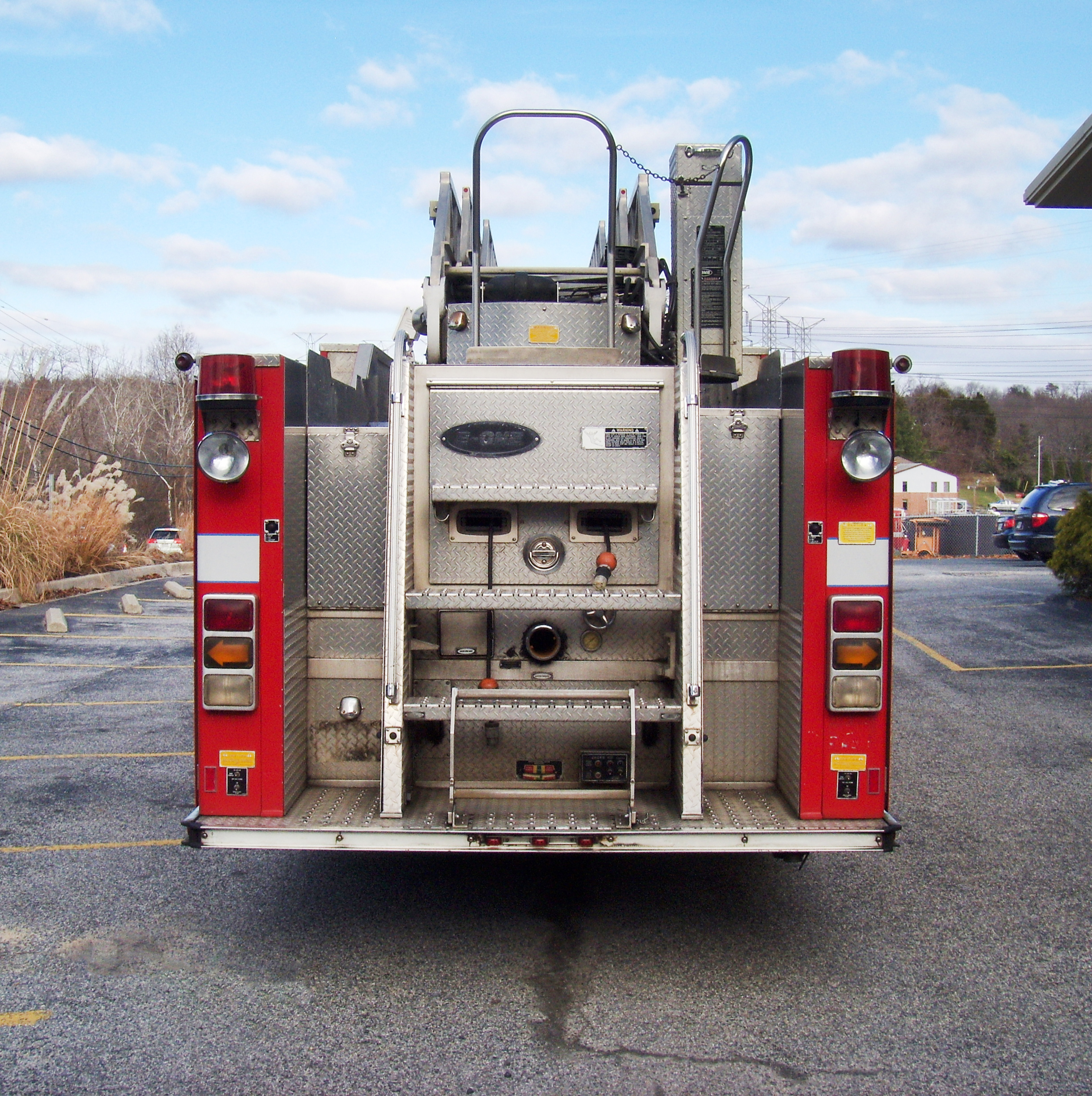 1995 E-One 75' Aerial | Used Truck Details