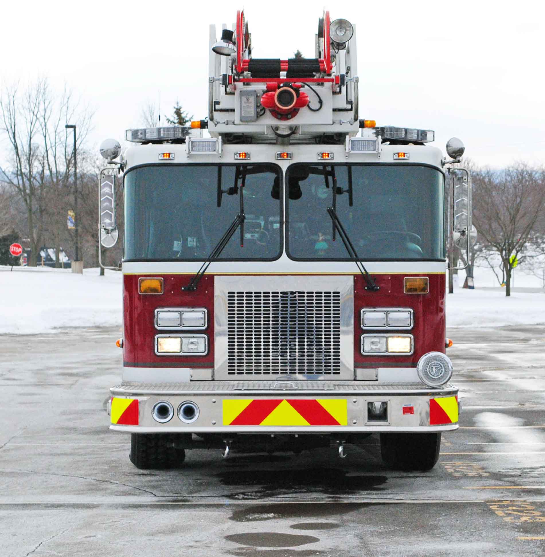 1995 Smeal Spartan 105' Quint | Used Truck Details