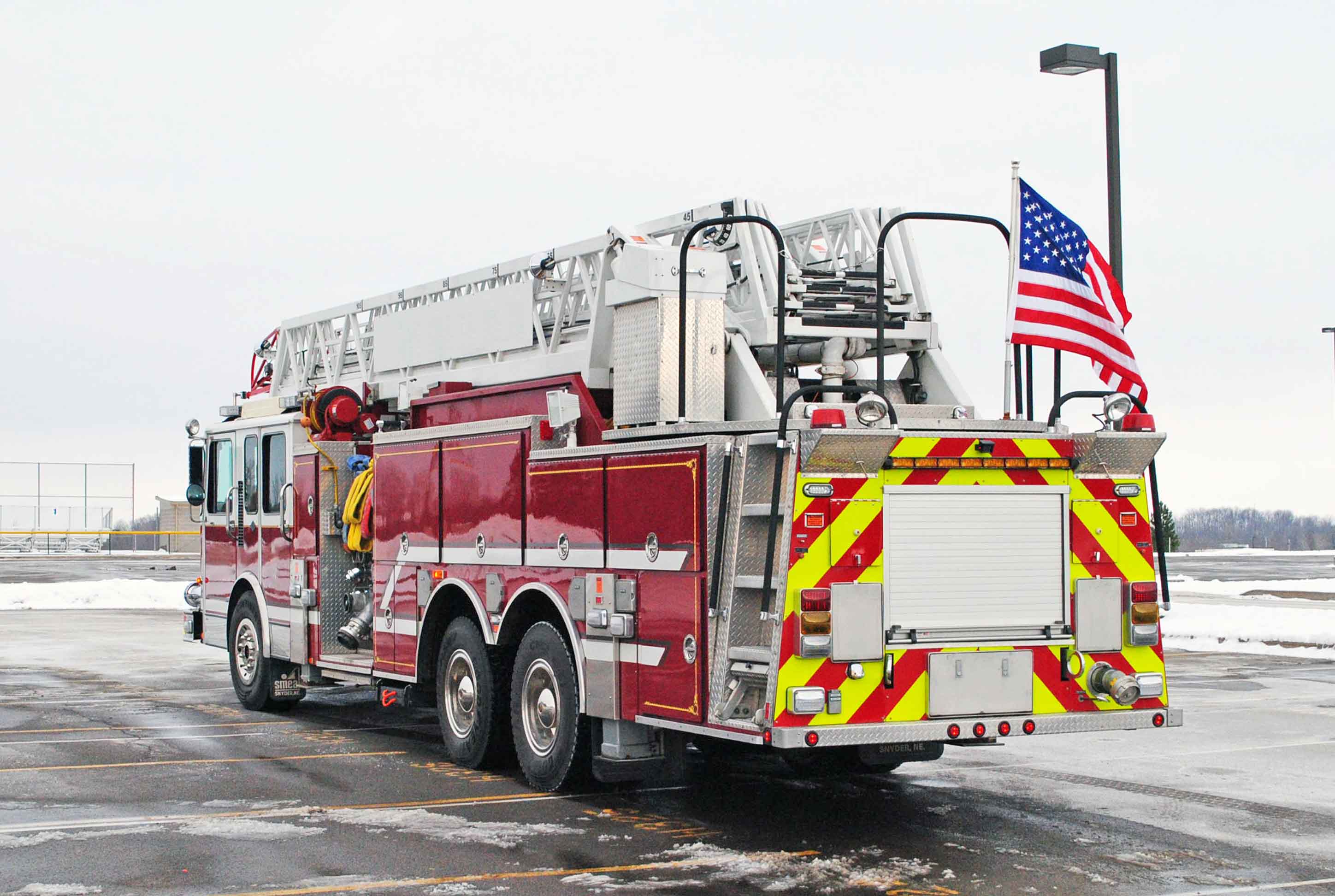 1995 Smeal Spartan 105' Quint | Used Truck Details