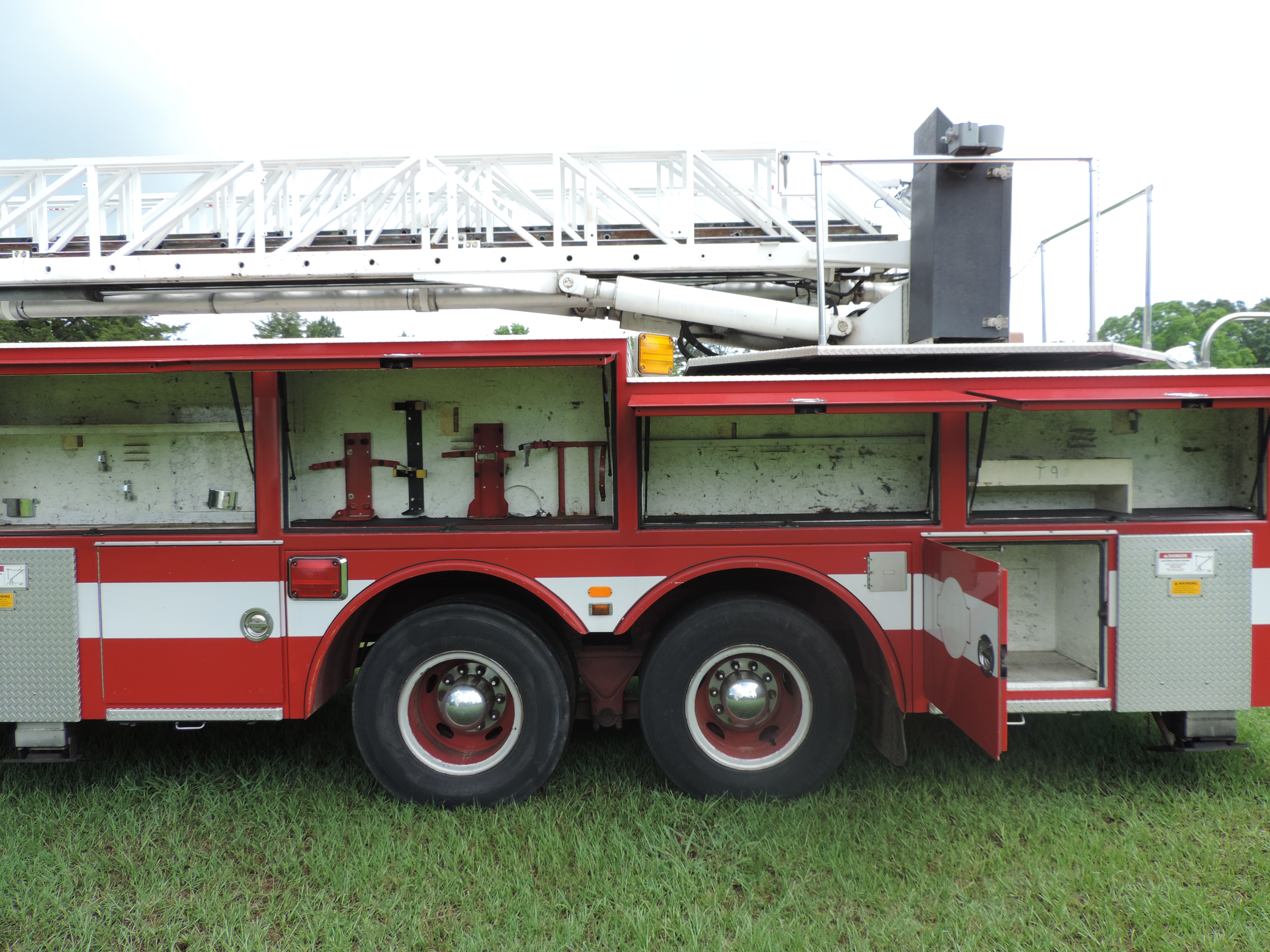 1989 Simon Duplex 100' Ladder | Used Truck Details