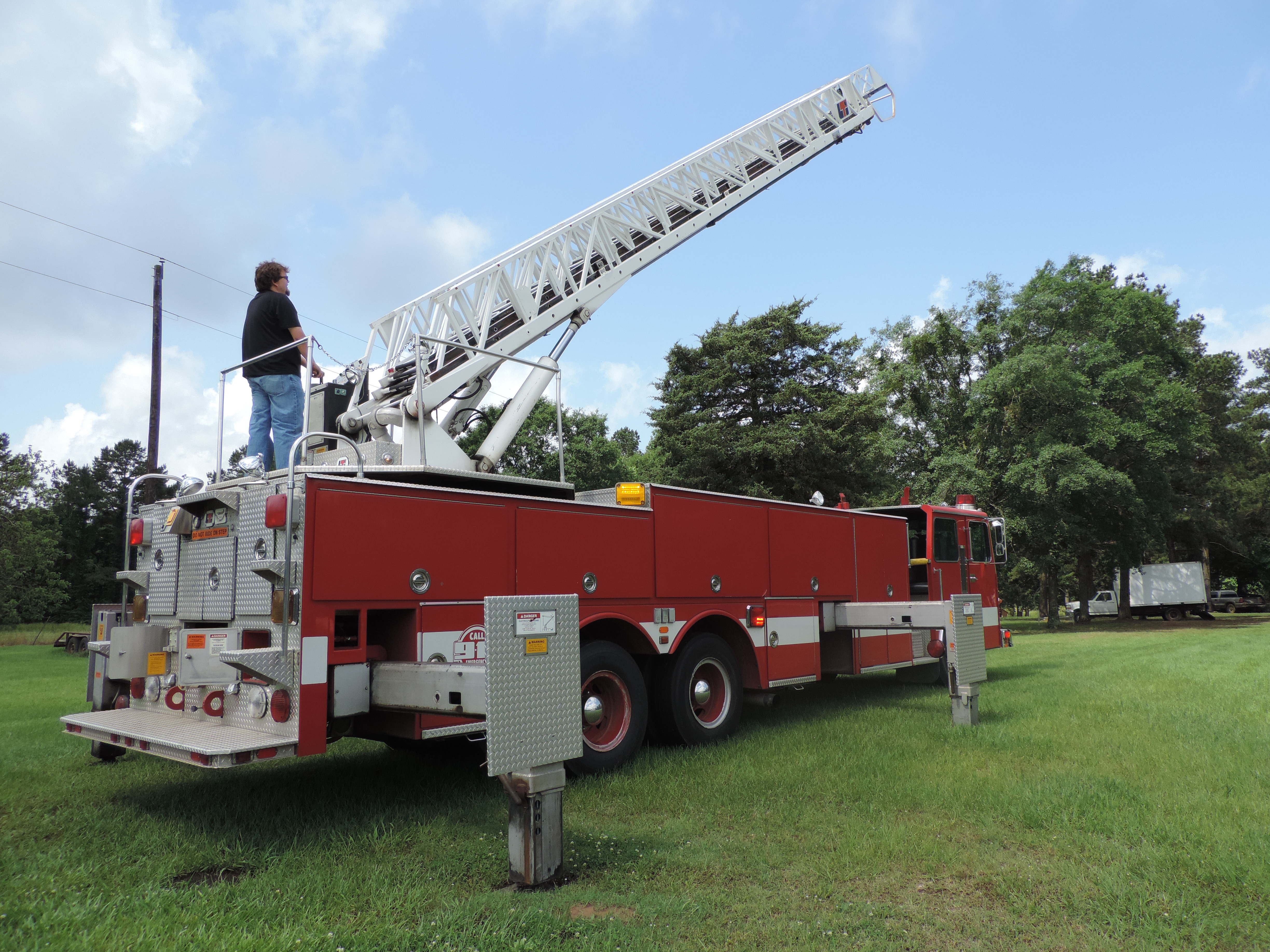 1989 Simon Duplex 100' Ladder | Used Truck Details