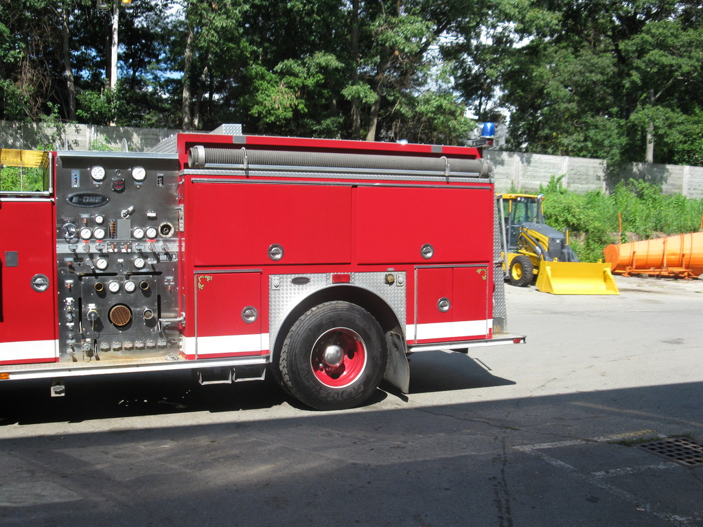 1995 E-One Hurricane Custom Rescue Pumper | Used Truck Details