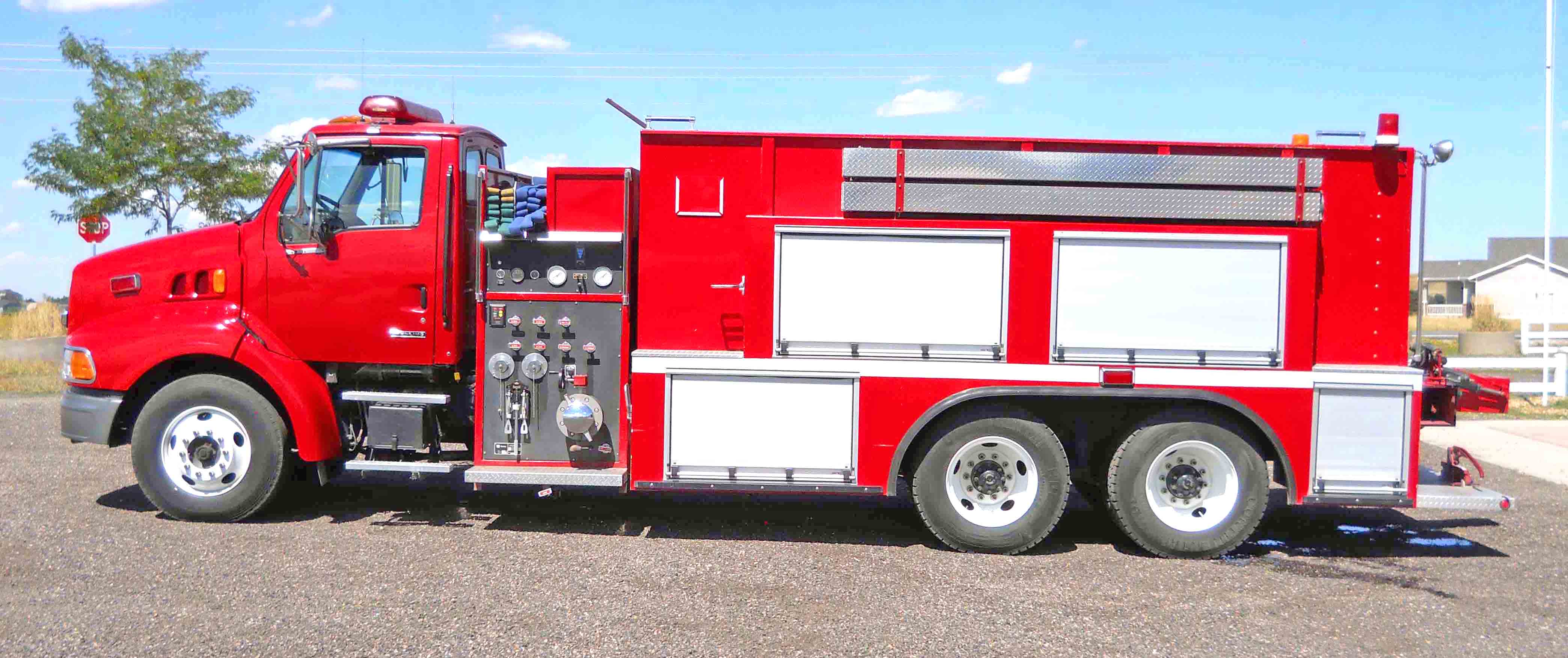 2000 Precision Sterling Pumper Tanker | Used Truck Details