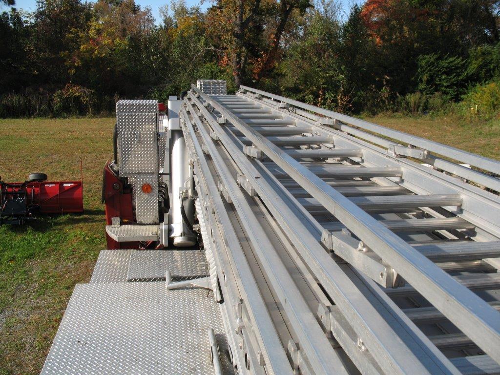 2002 Seagrave 95' Aerialscope Platform | Used Truck Details