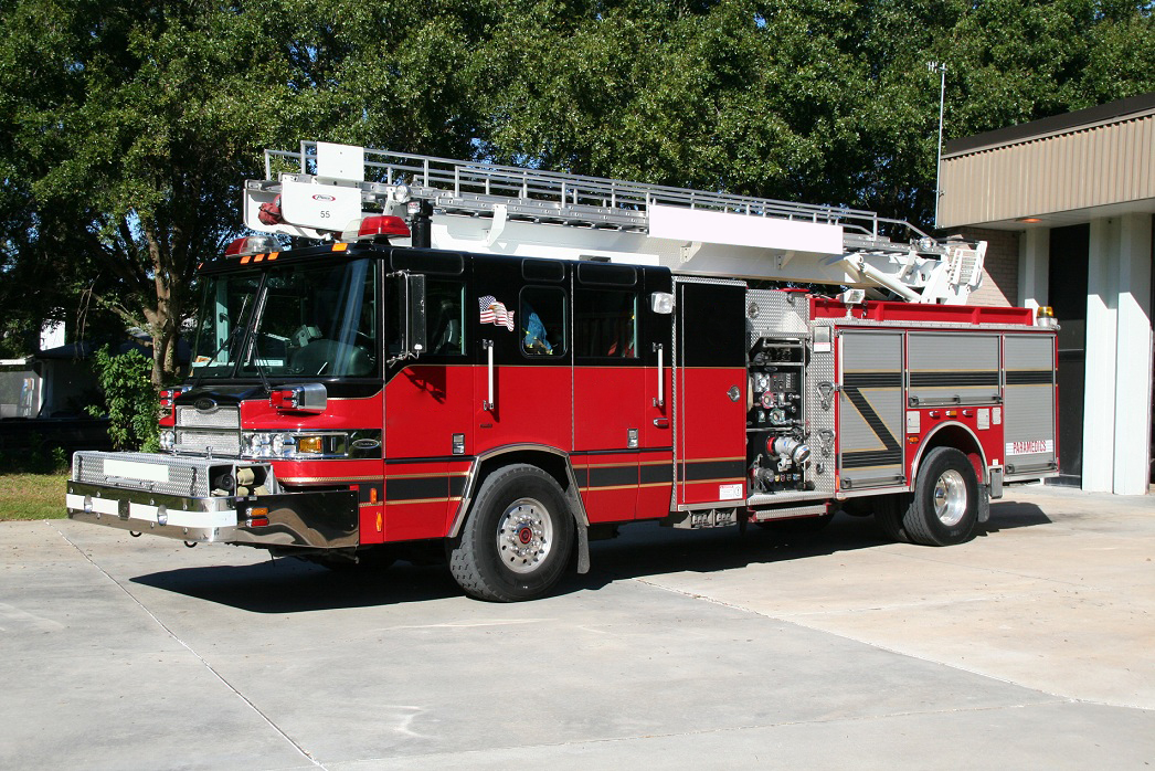 2004 Pierce Quantum 55' Skyboom Aerial | Used Truck Details