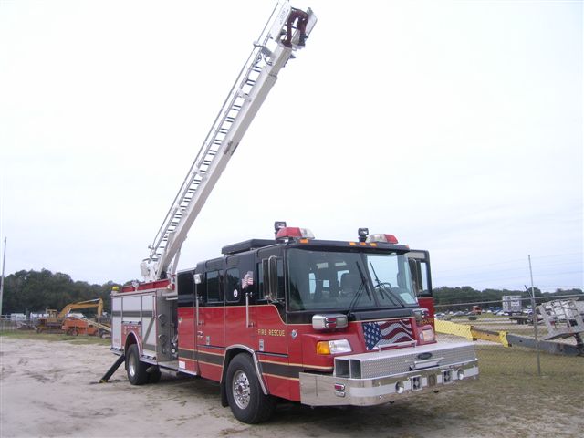 2004 Pierce Quantum 55' Skyboom Aerial | Used Truck Details