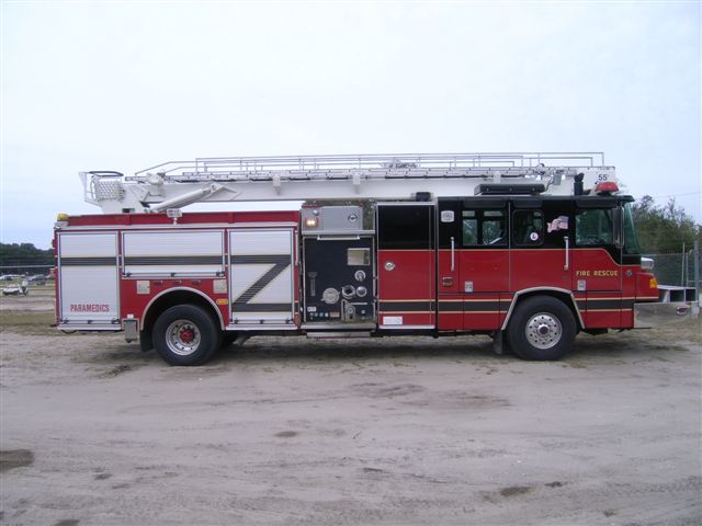 2004 Pierce Quantum 55' Skyboom Aerial | Used Truck Details