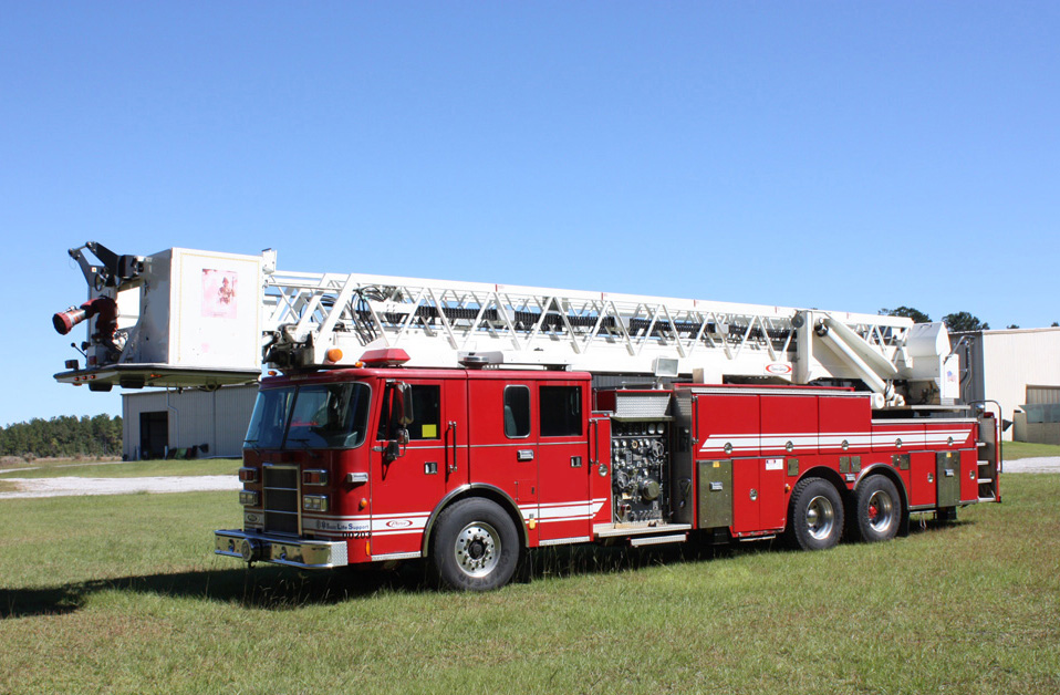 1997 Pierce Lance 100' Platform | Used Truck Details