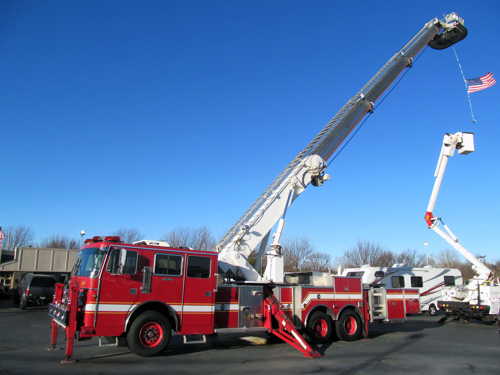 1992 Simon-Duplex 75' Platform | Firetrucks Unlimited