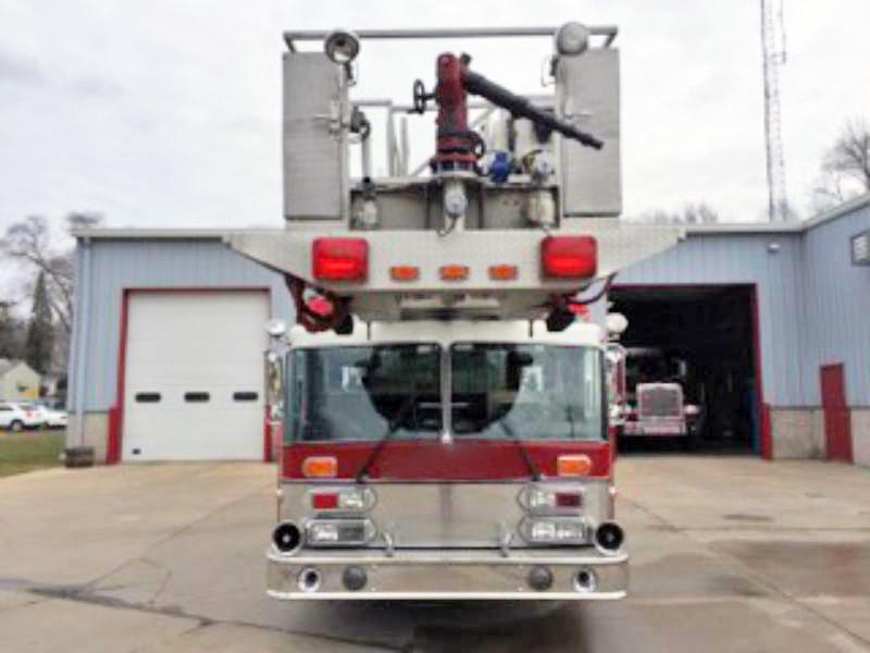 1986 Grumman Aerial Cat 102' Platform | Used Truck Details