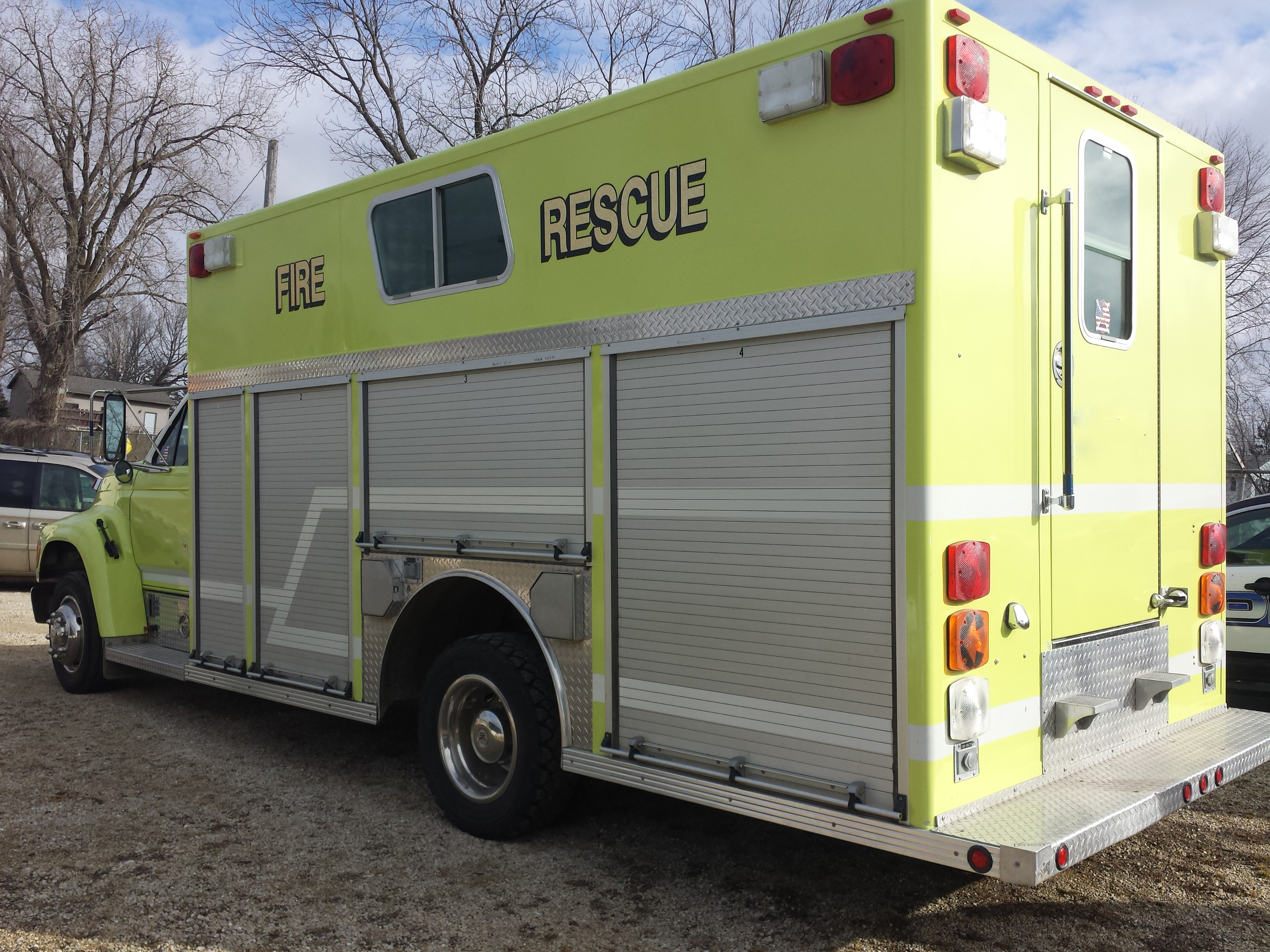 1996 Central States Ford Walk-In Rescue | Used Truck Details