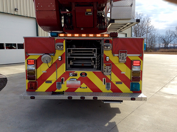 2008 Rosenbauer Spartan Metz 105' Platform | Used Truck Details