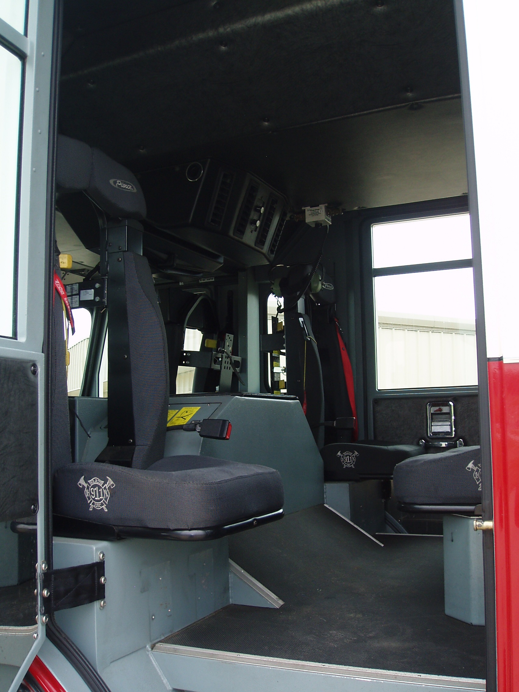 2006 Pierce Enforcer 75' Aerial | Used Truck Details