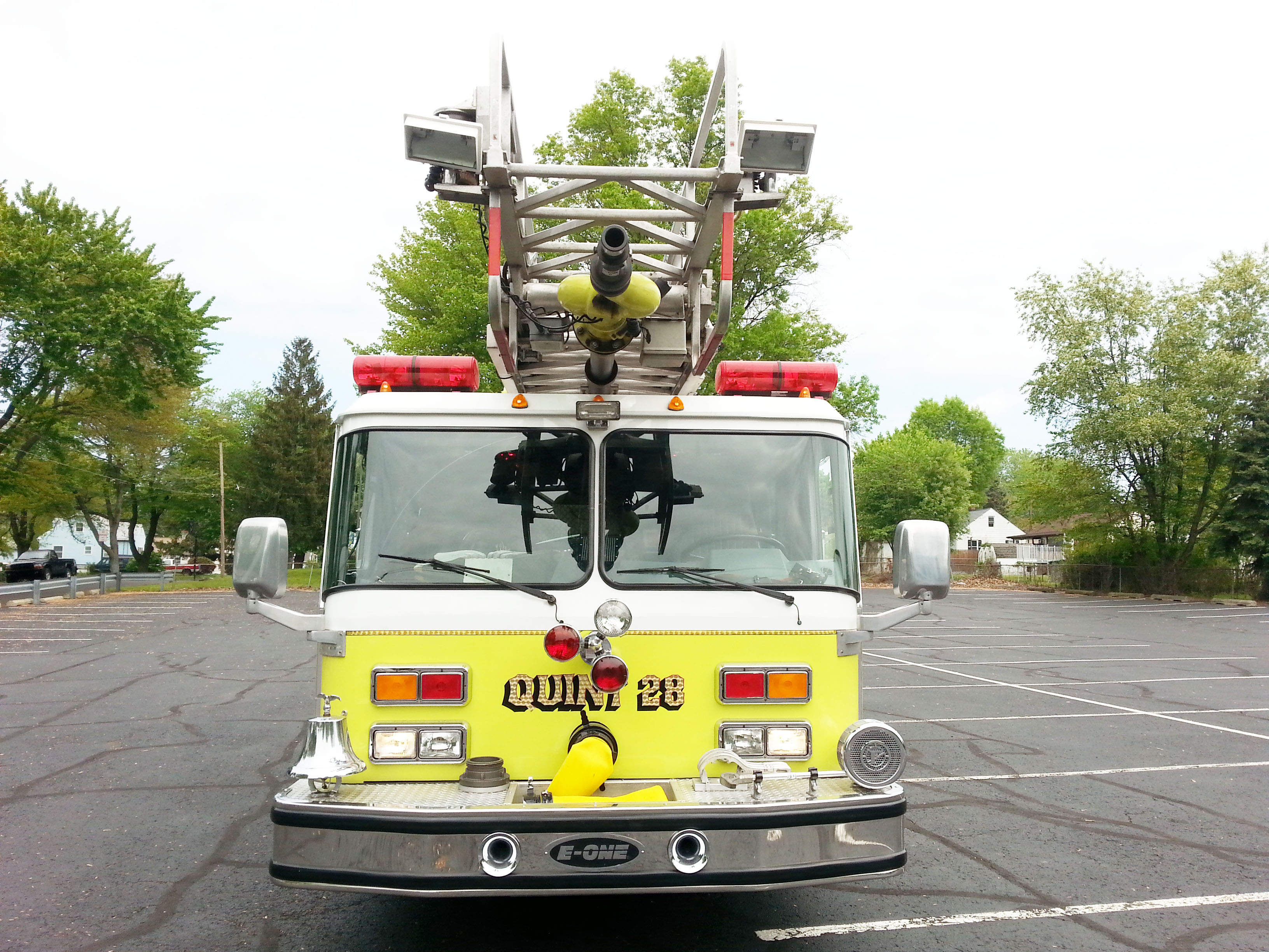 1993 E-One Hurricane 75' Quint | Used Truck Details