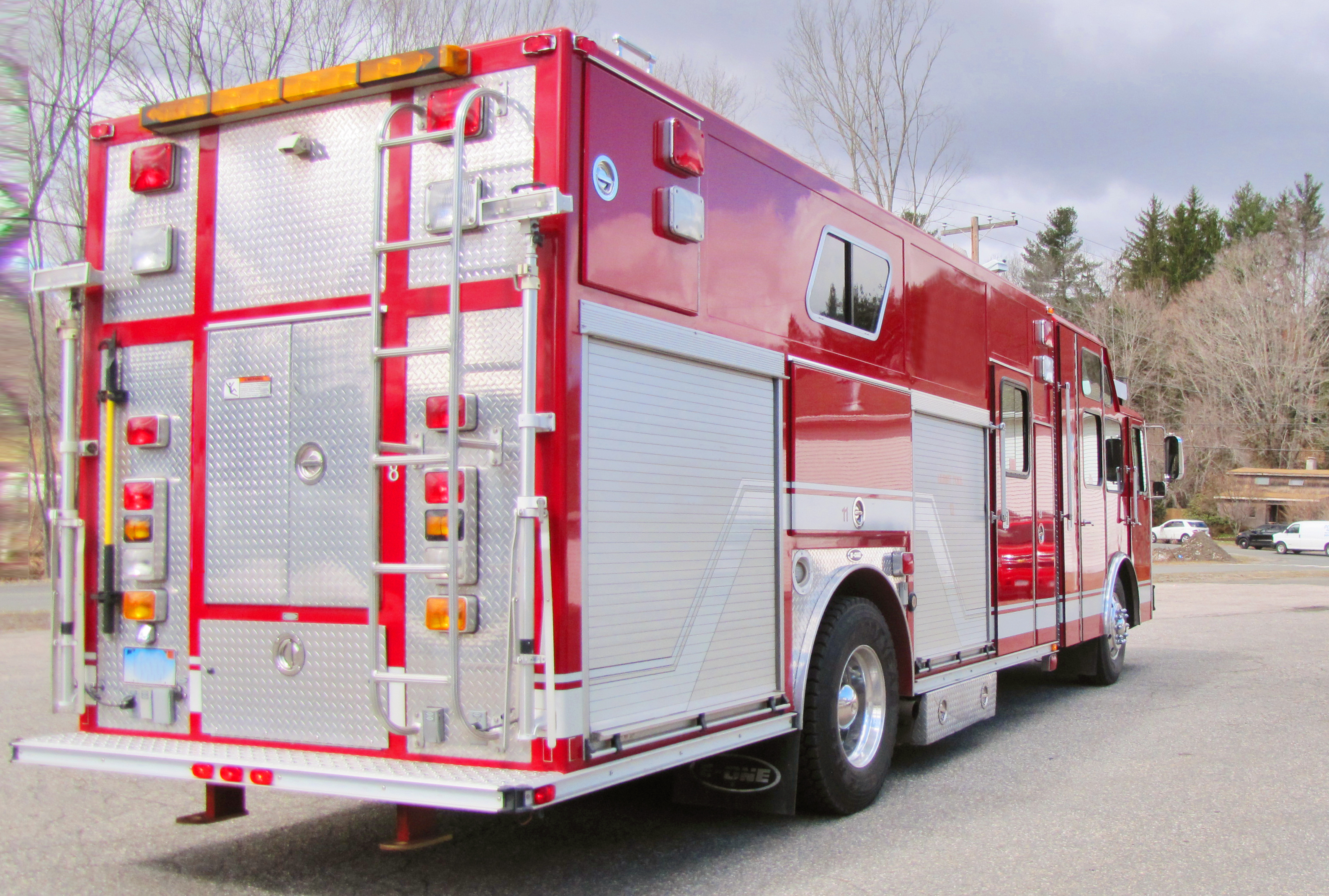 1997 E-One Cyclone II Walk-In Heavy Rescue | Used Truck Details