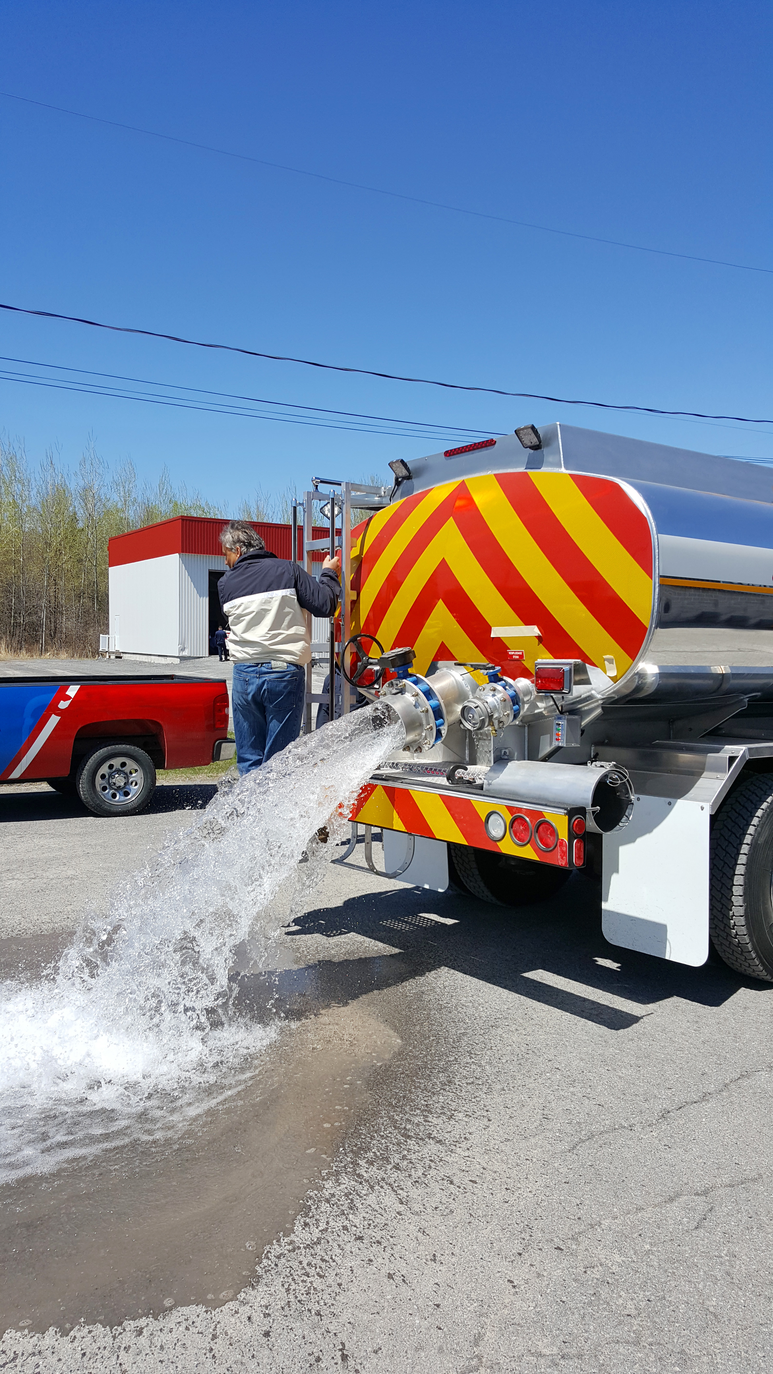 2012 International 3500 Gallon Tanker | Used Truck Details