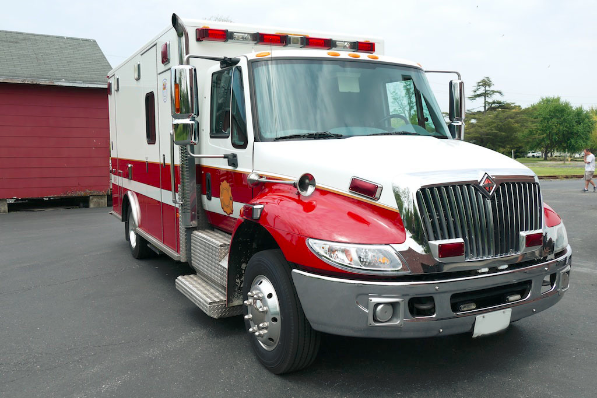 2004 International PL Custom Ambulance | Used Truck Details