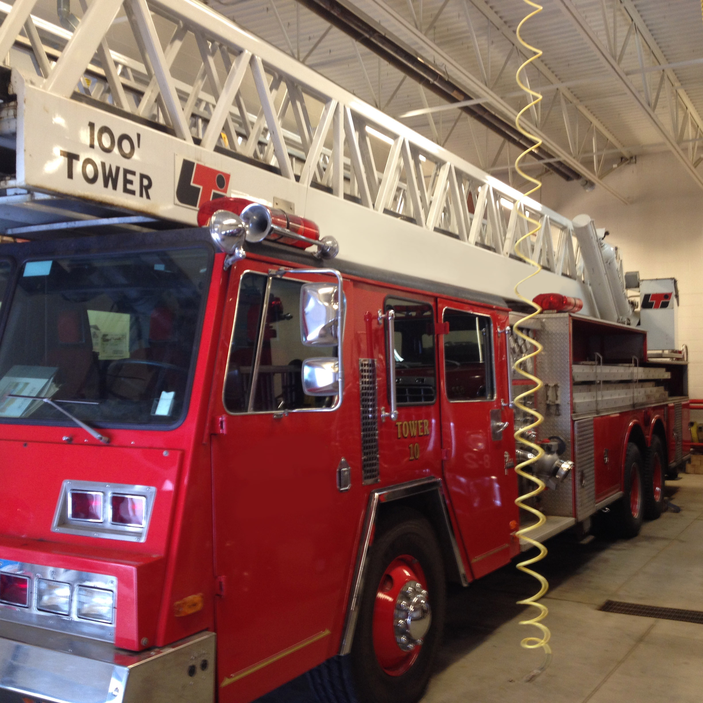 1984 Pemfab LTI 100' Platform | Used Truck Details