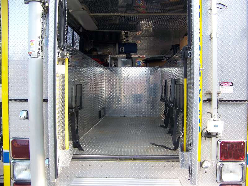 2003 Freightliner M2 Command Air Rescue | Used Truck Details