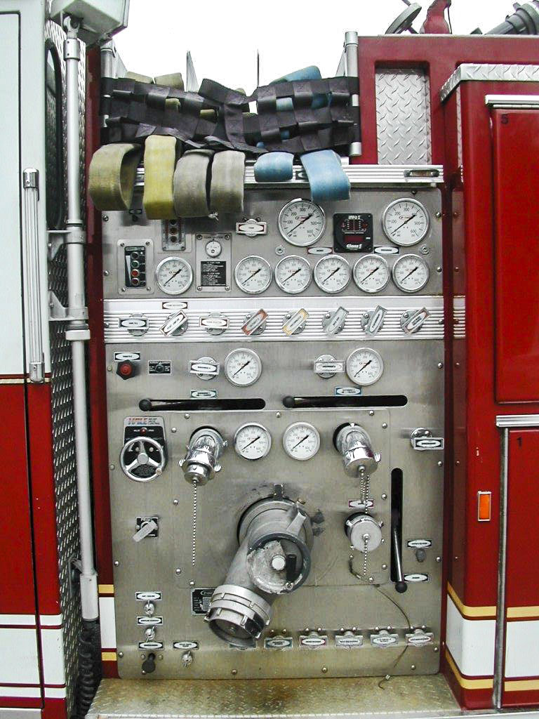 1995 E-One Sentry Pumper | Used Truck Details