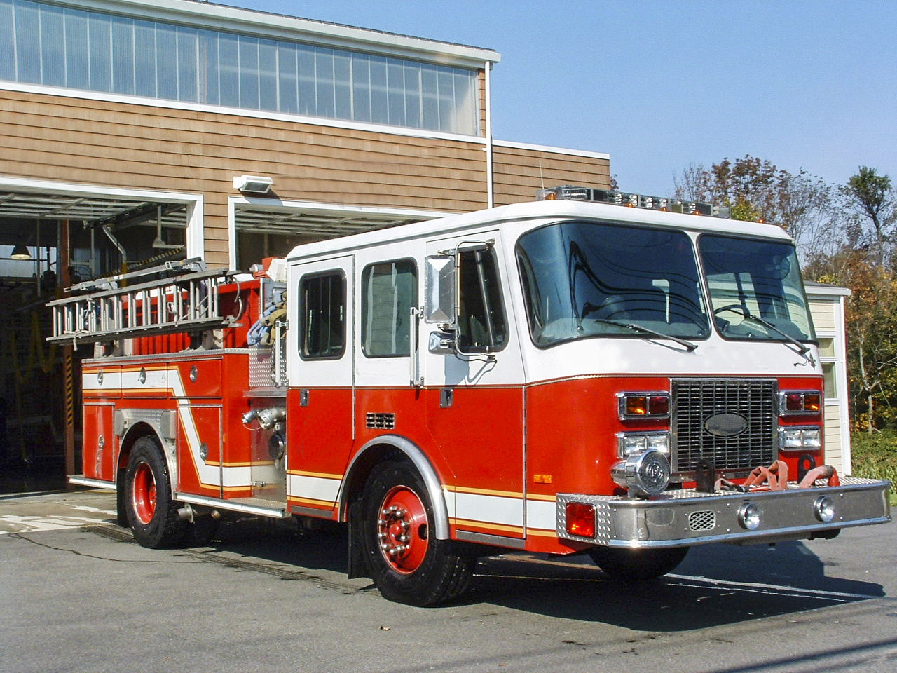 1995 E-One Sentry Pumper | Used Truck Details