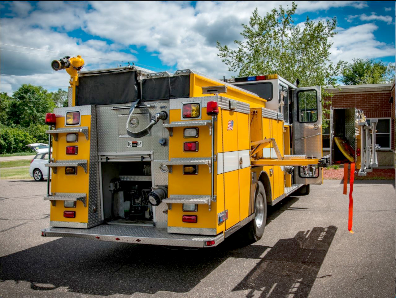 2001 Custom Fire Peterbilt Pumper | Used Truck Details