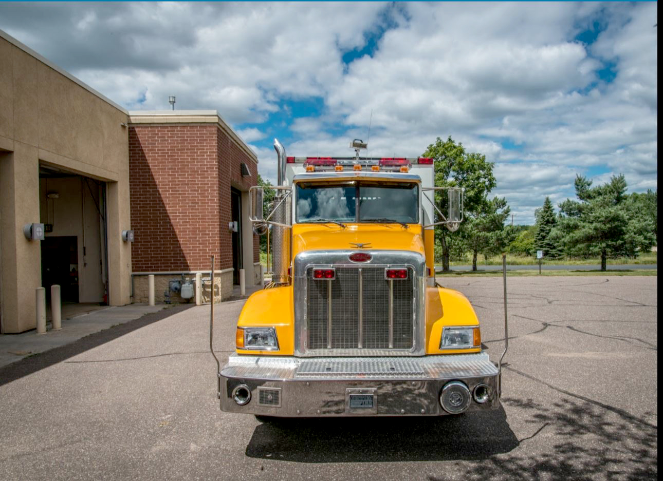 2001 Custom Fire Peterbilt Pumper | Used Truck Details