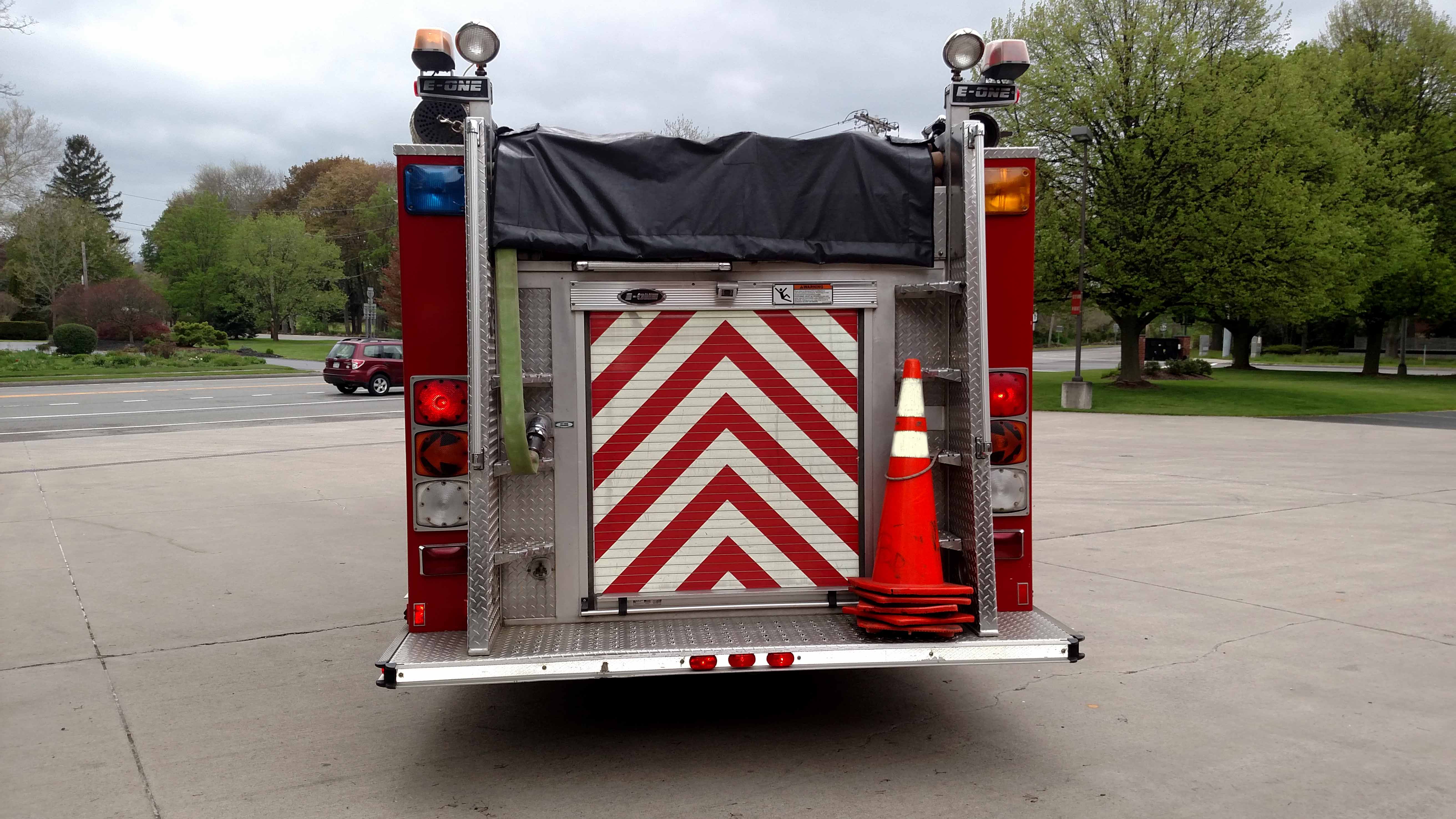 1998 E-One Cyclone II Rescue Pumper | Used Truck Details