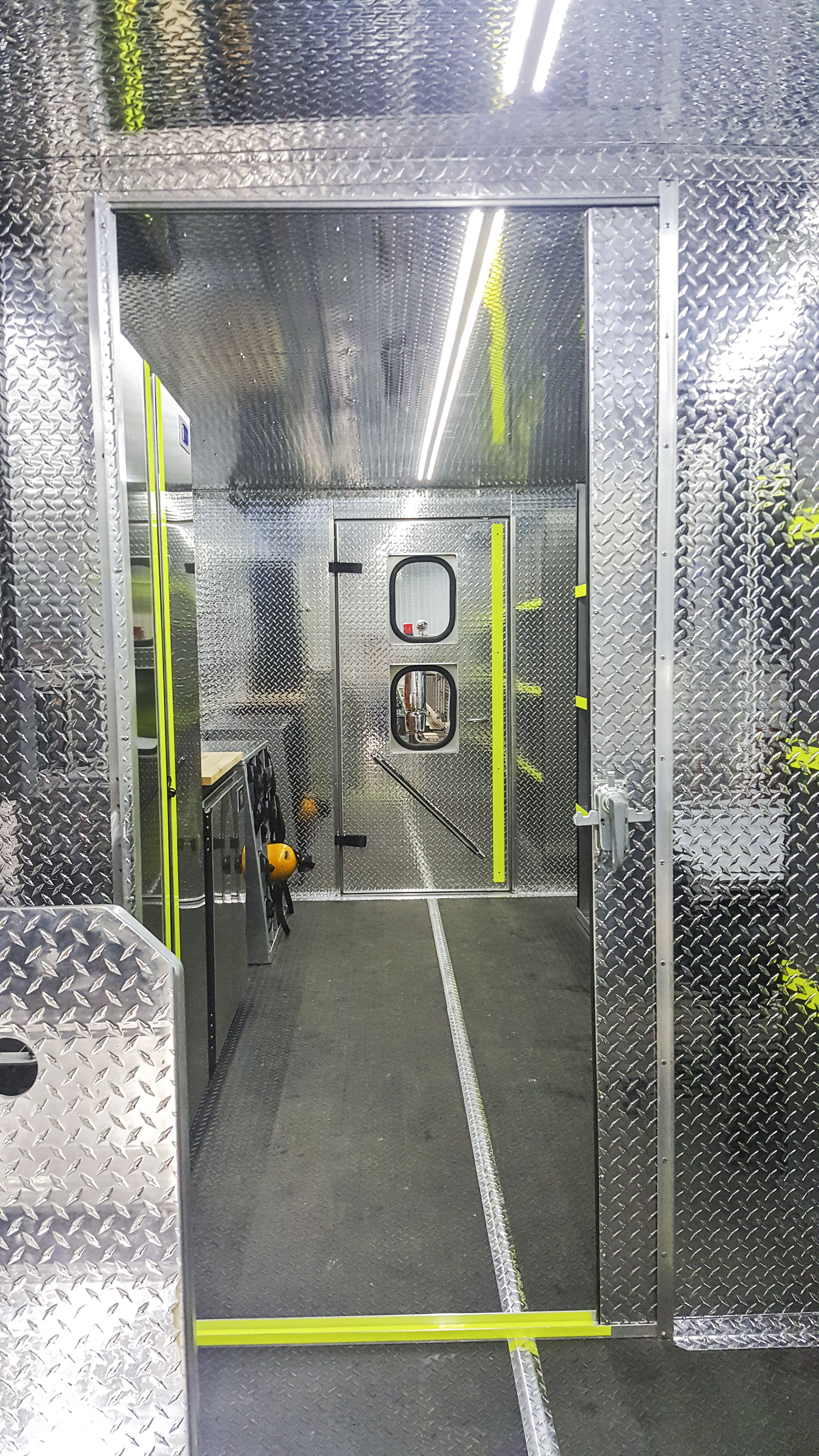 2015 Freightliner Walk-In Rescue | Used Truck Details