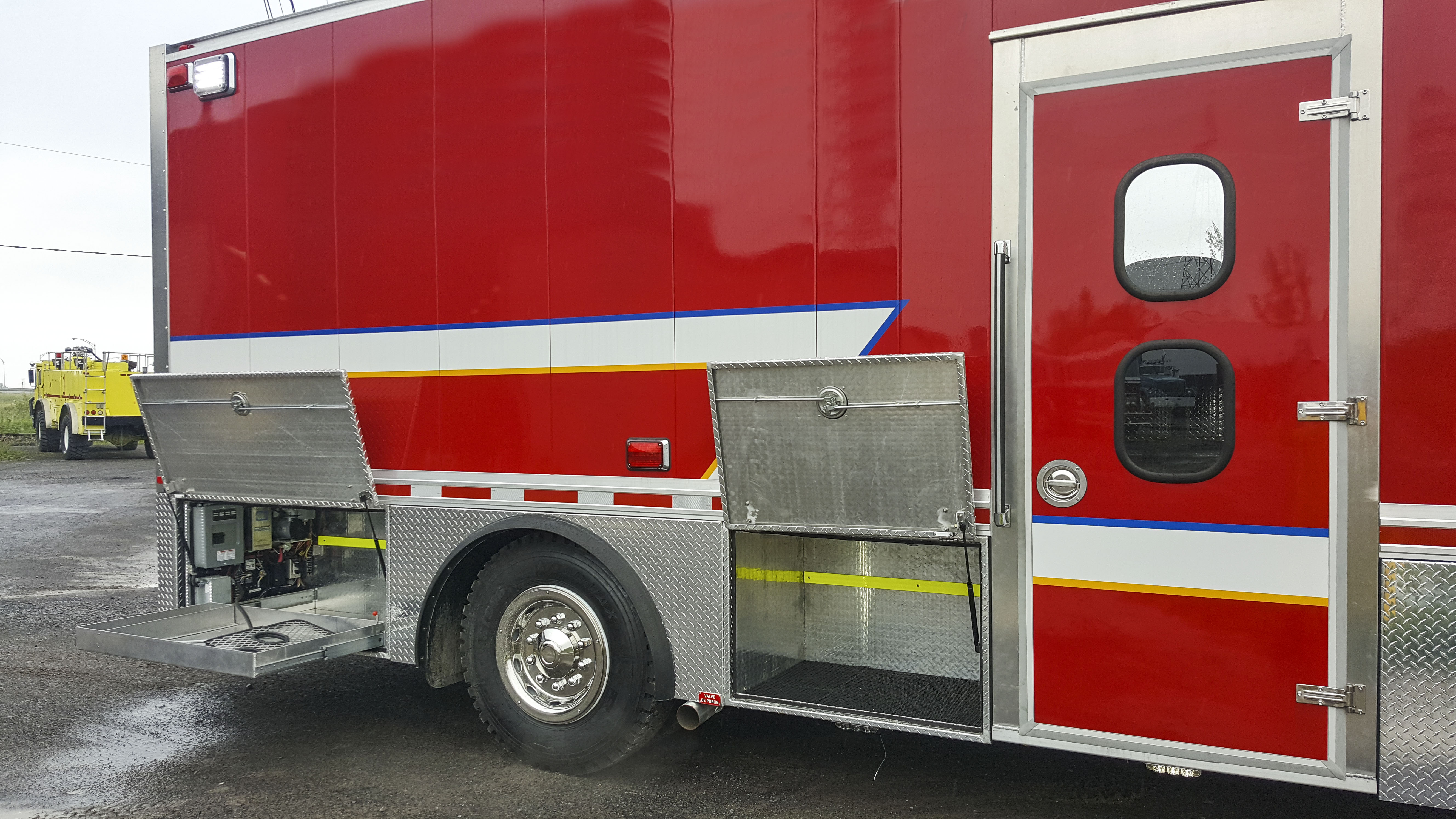 2015 Freightliner Walk-In Rescue | Used Truck Details