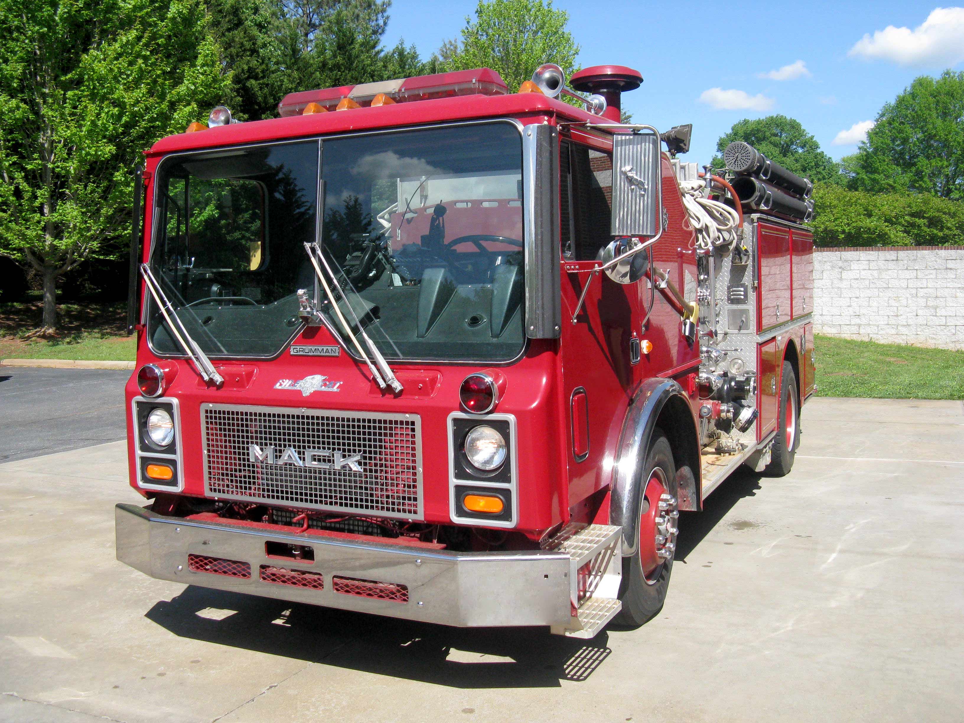 1989 Mack Grumman Fire Cat Pumper | Used Truck Details