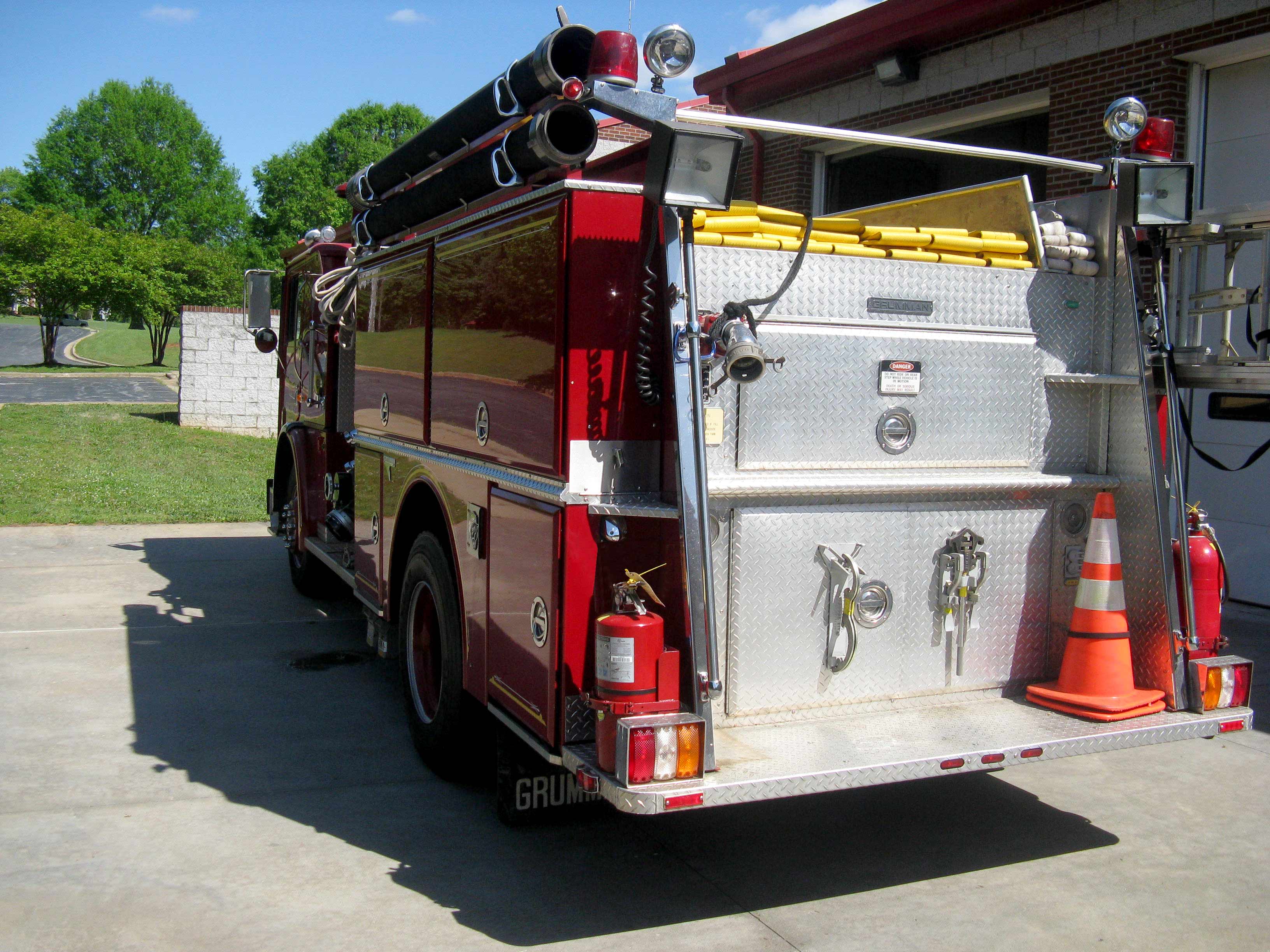 1989 Mack Grumman Fire Cat Pumper | Used Truck Details