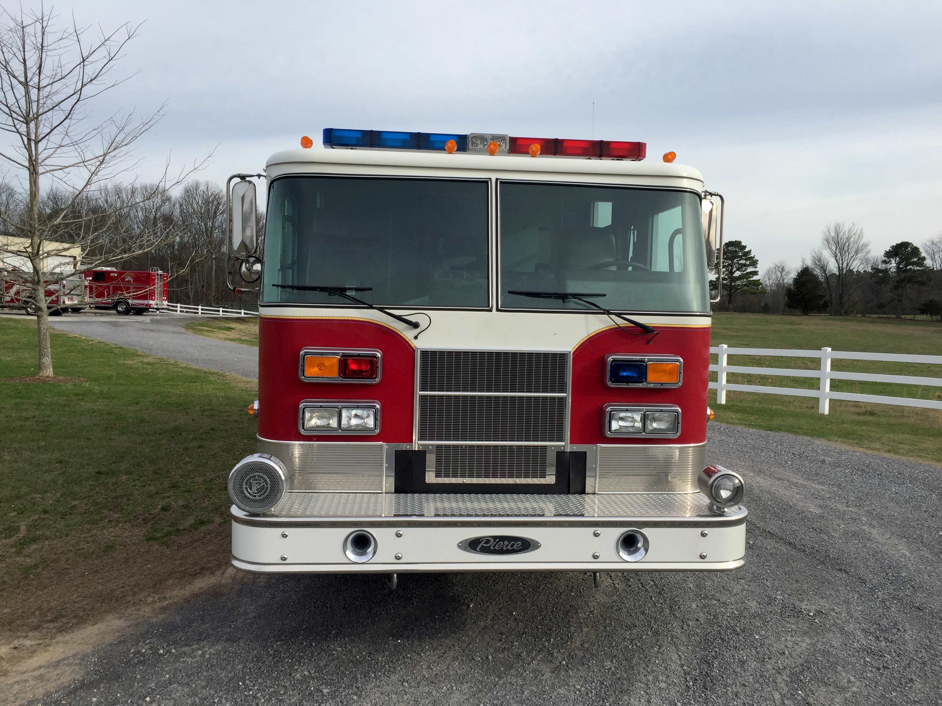 2000 Pierce Saber Heavy Rescue | Used Truck Details