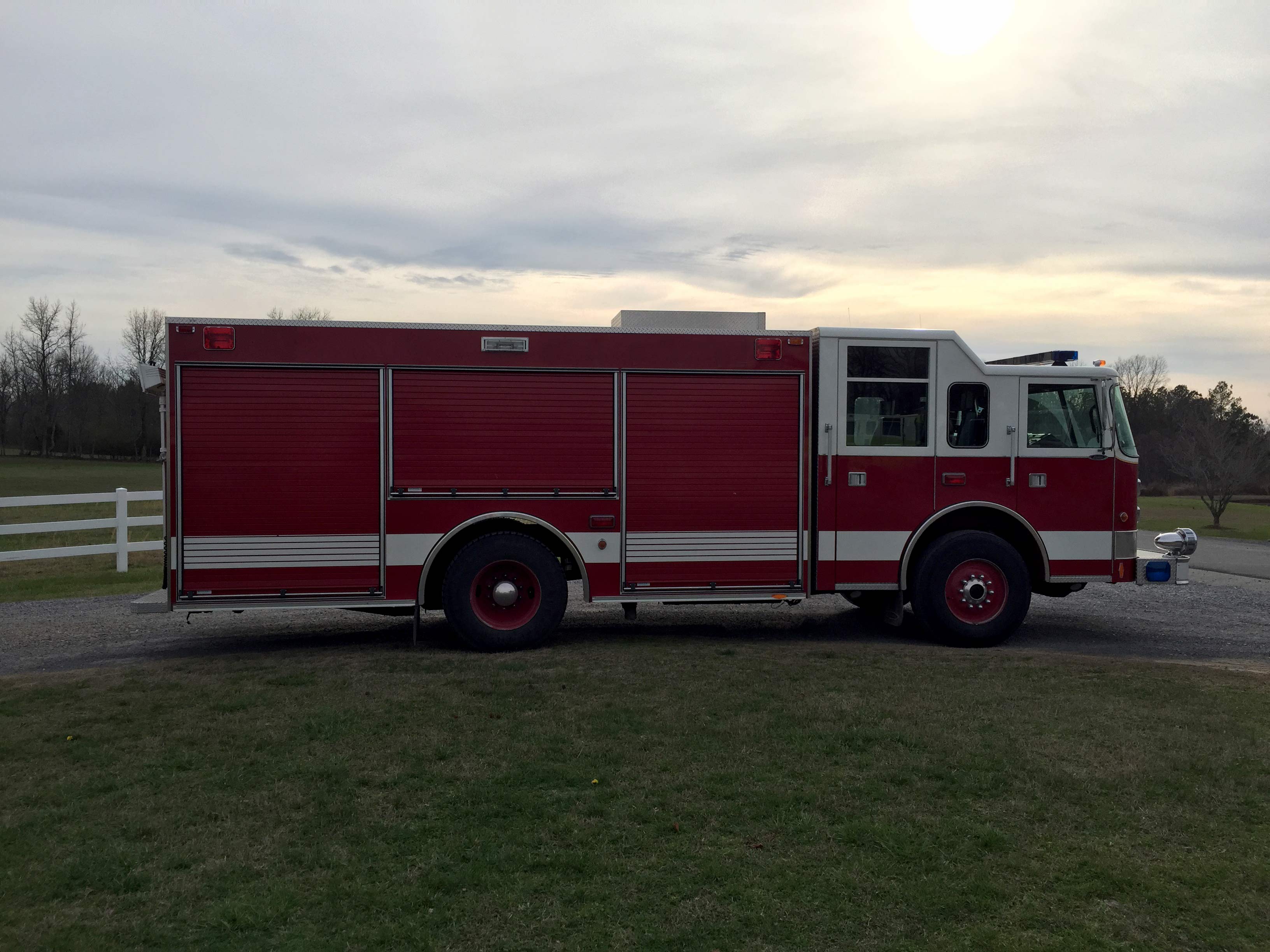 2000 Pierce Saber Heavy Rescue | Used Truck Details