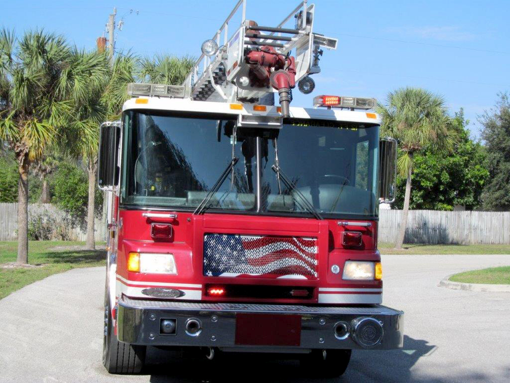 2004 Pierce Quantum 61' Skyboom | Used Truck Details