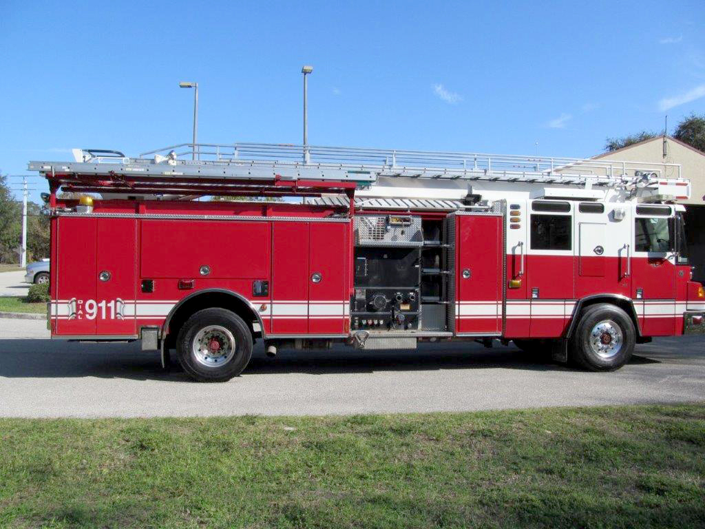 2004 Pierce Quantum 61' Skyboom | Used Truck Details