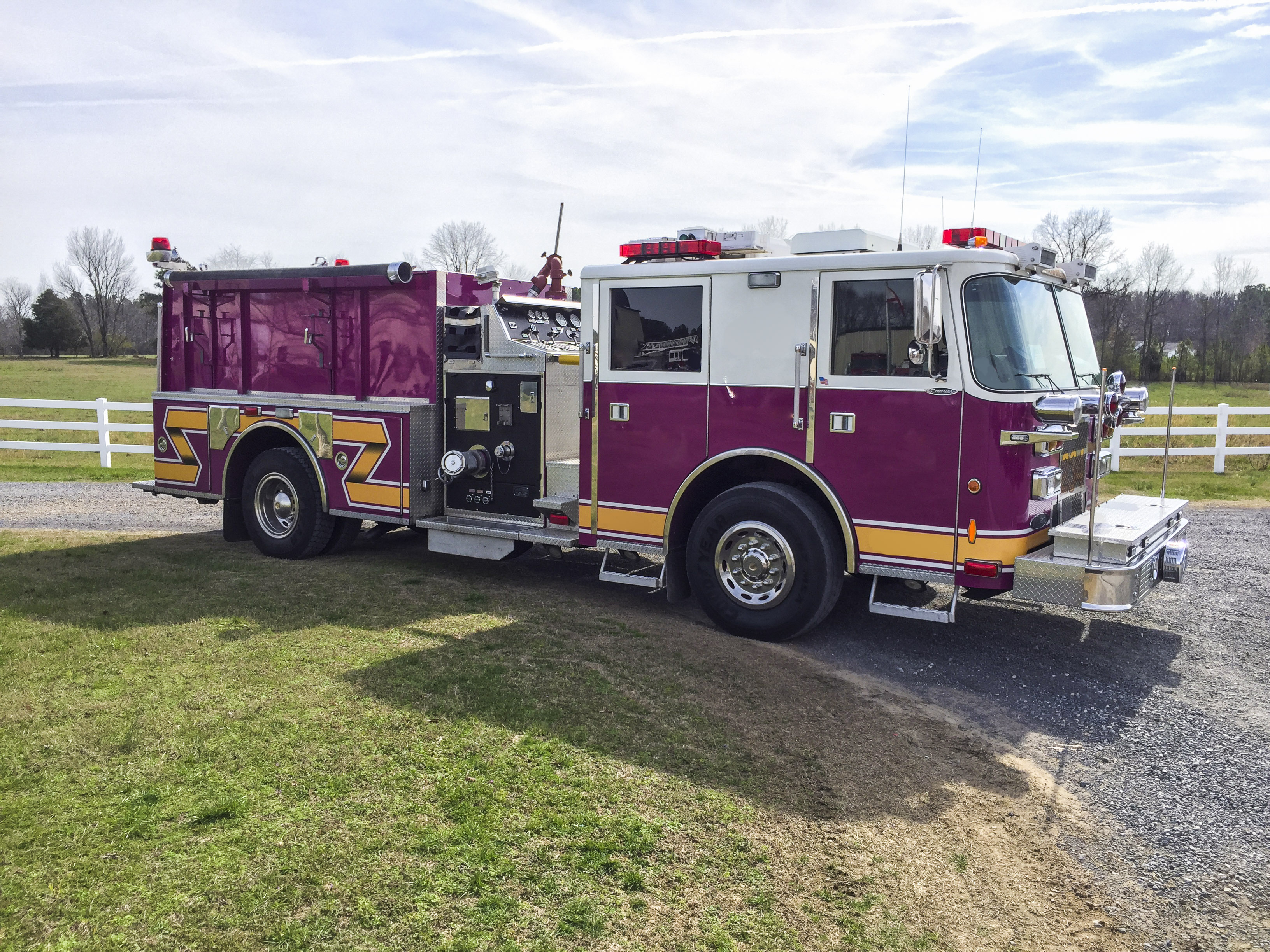 2000 Pierce Contender Pumper | Used Truck Details