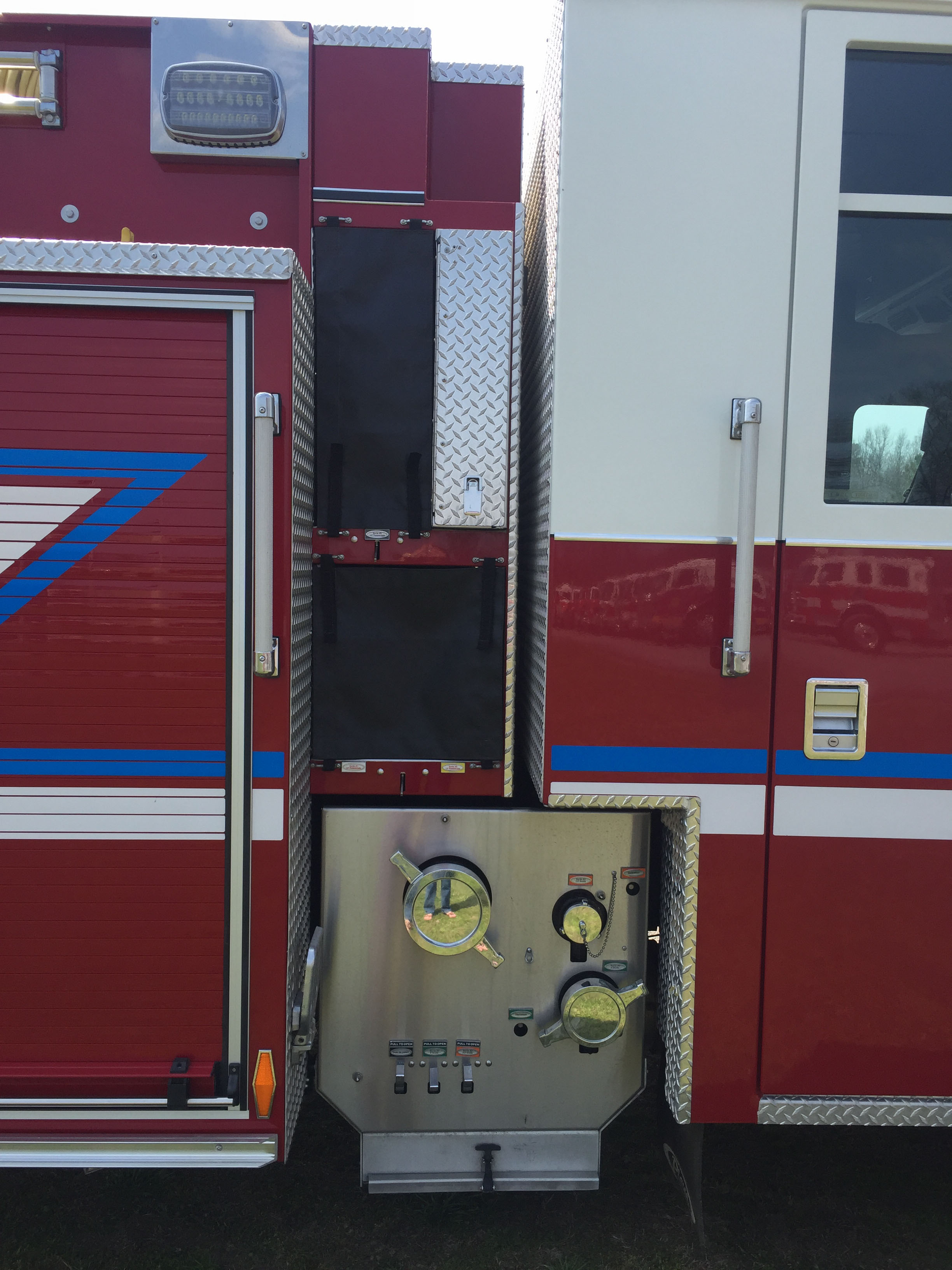 2013 Pierce Custom Pumper - Knox Squad 236 | Used Truck Details